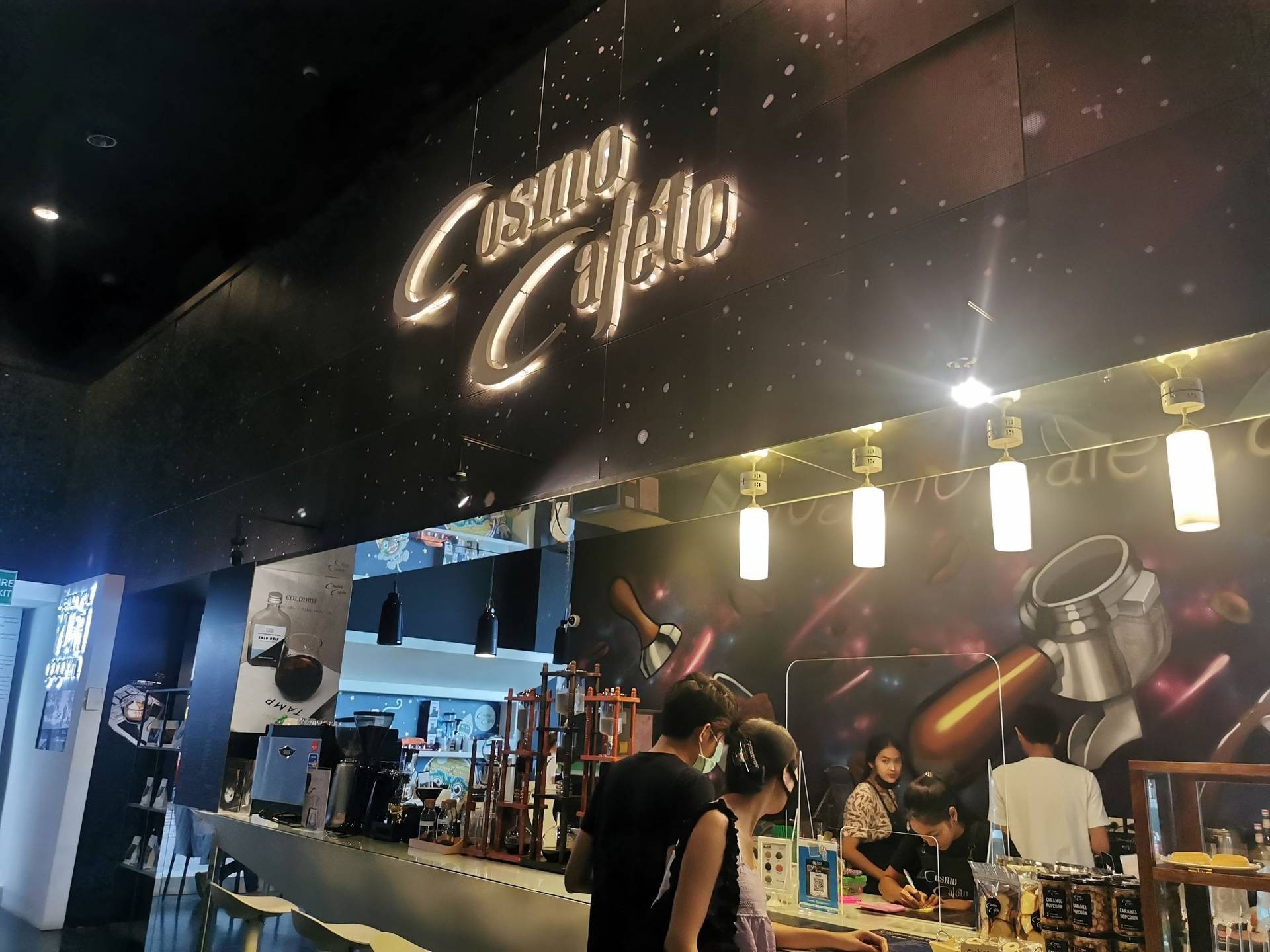 รีวิว Cosmo Cafe'to Cafe - วิวสวย ดูแลดี - Wongnai