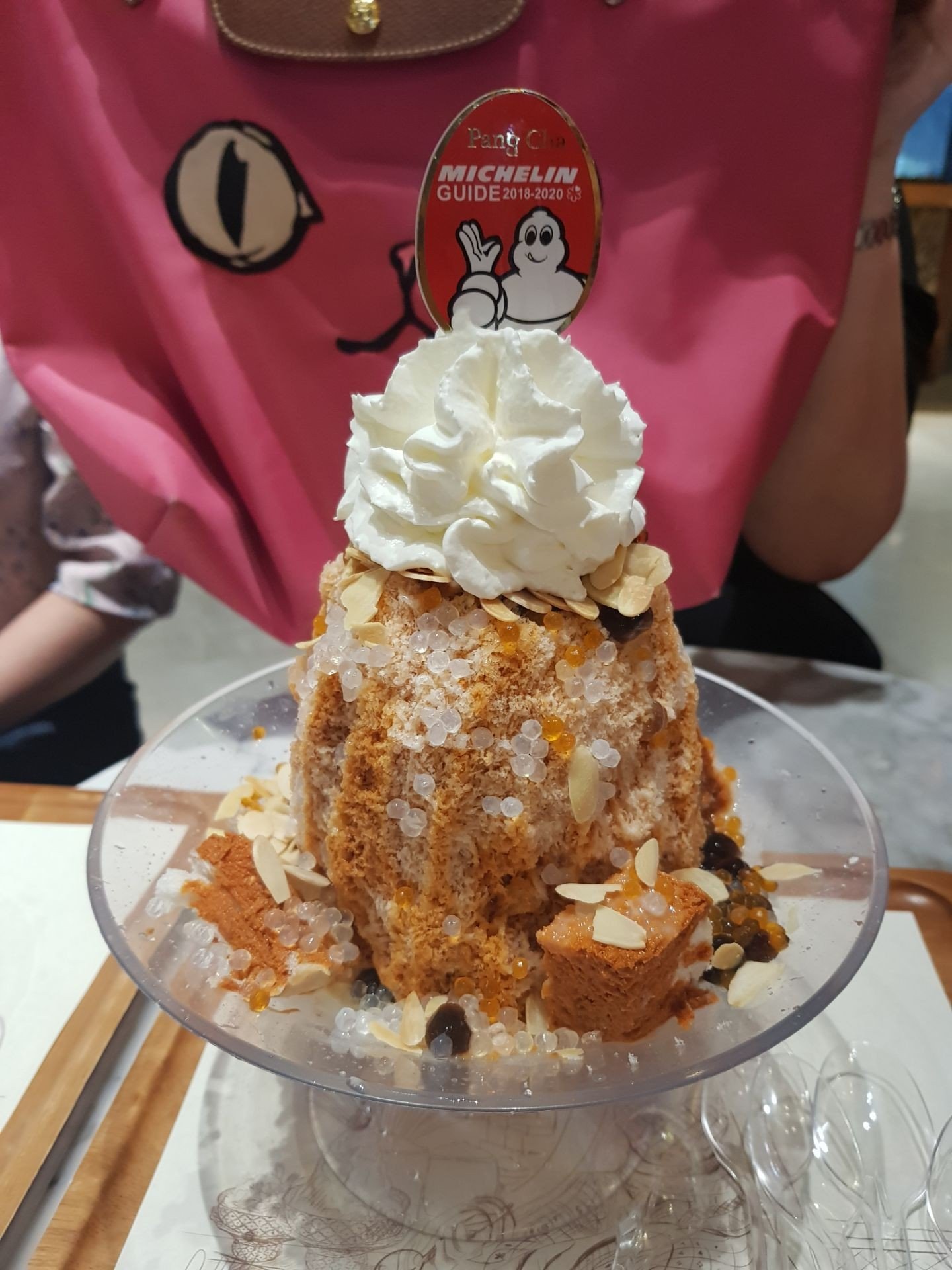 รีวิว Pang Cha By Lukkaithong Iconsiam - ปังชาเย็น และ ปังนมเย็น