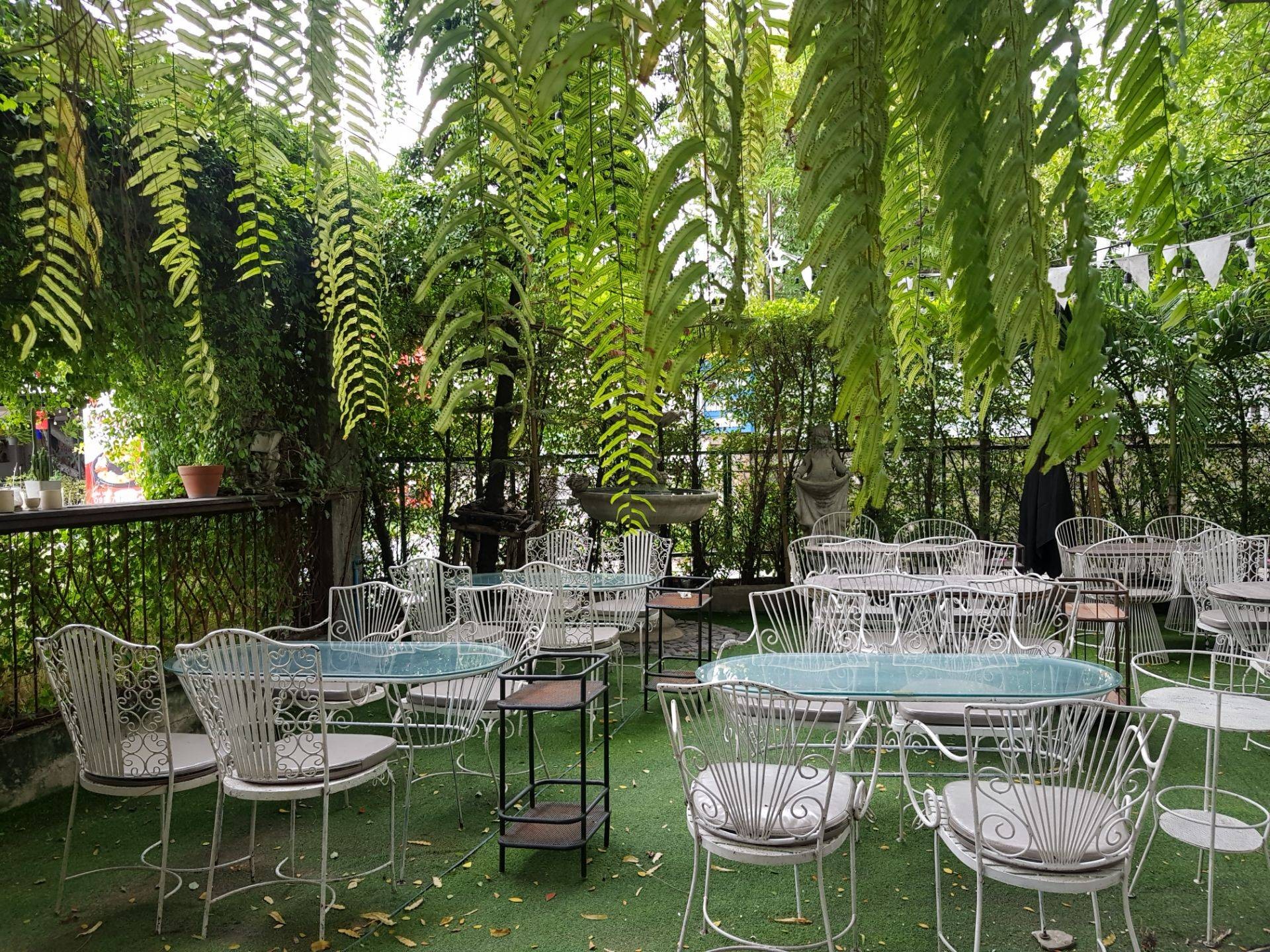 รูป Small Talk Cafe & Hangout