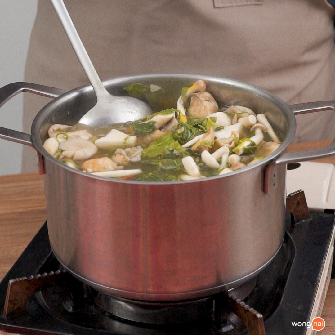 วิธีทำ “แกงเห็ดรวม” เมนูอาหารอีสานรสนัวลิ้น กินครั้งเดียวไม่เคยพอ!