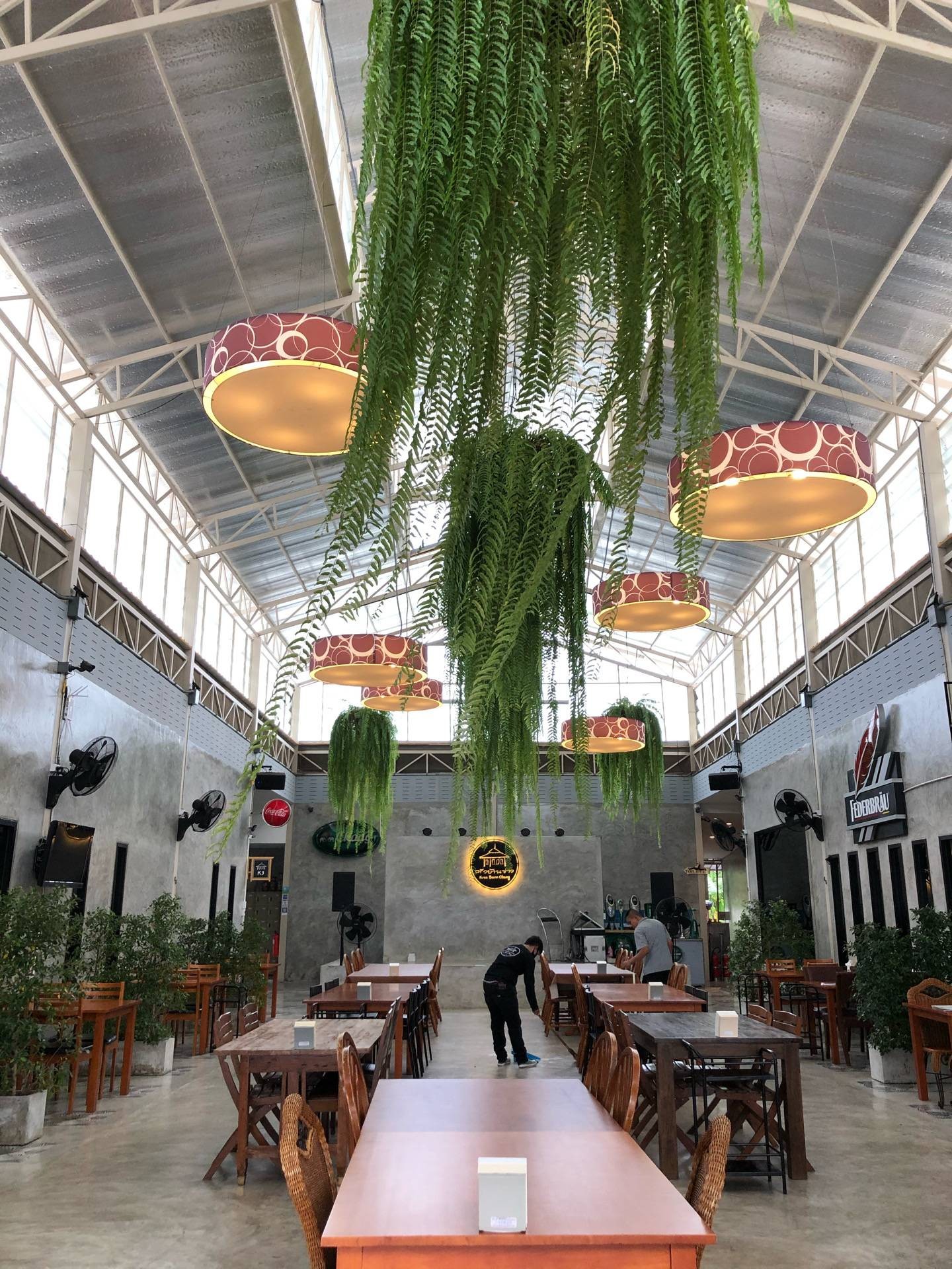 รูป ร้านสราญรมย์