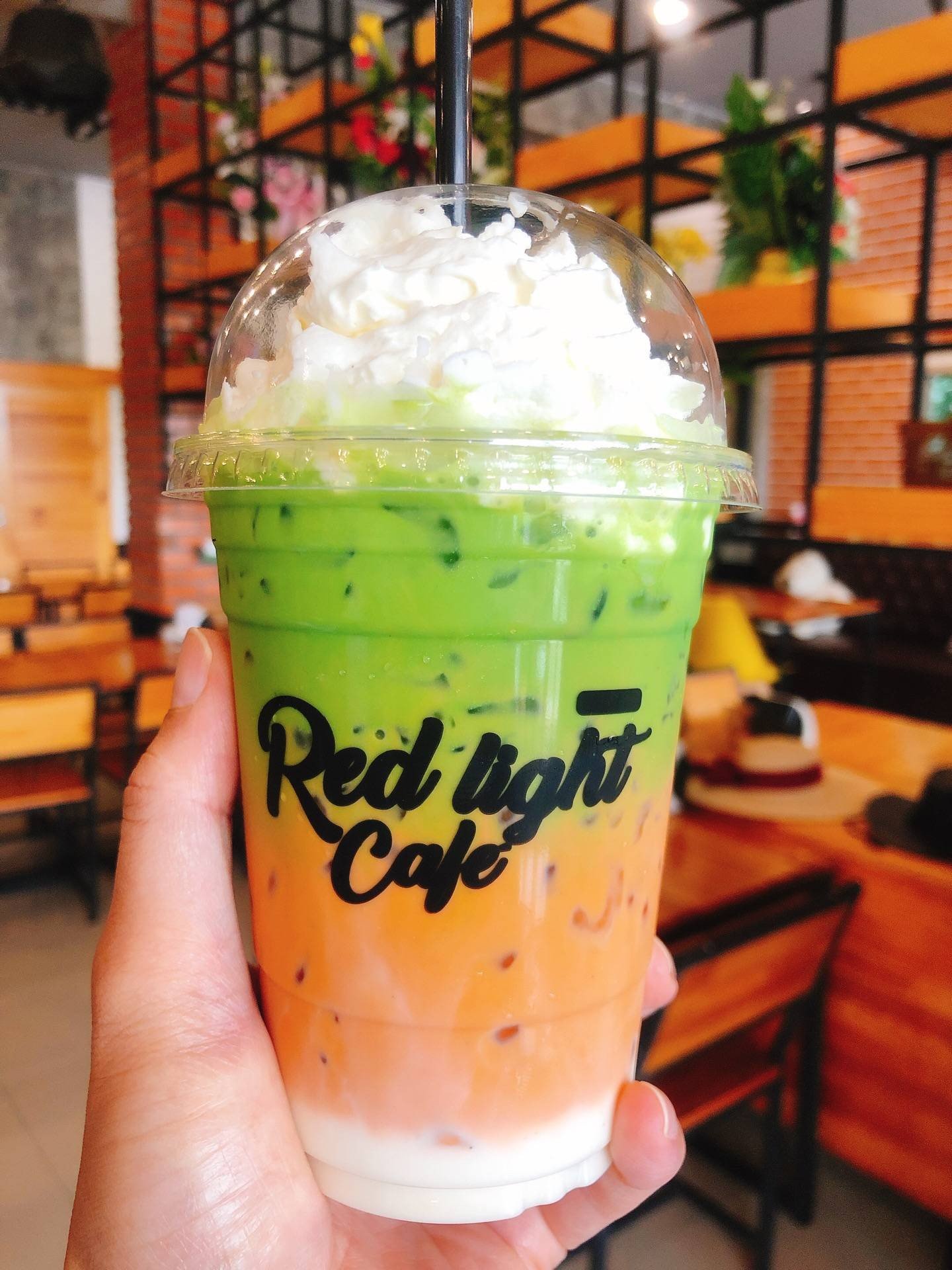 ร้าน Red Light Cafe | รีวิวร้านอาหาร
