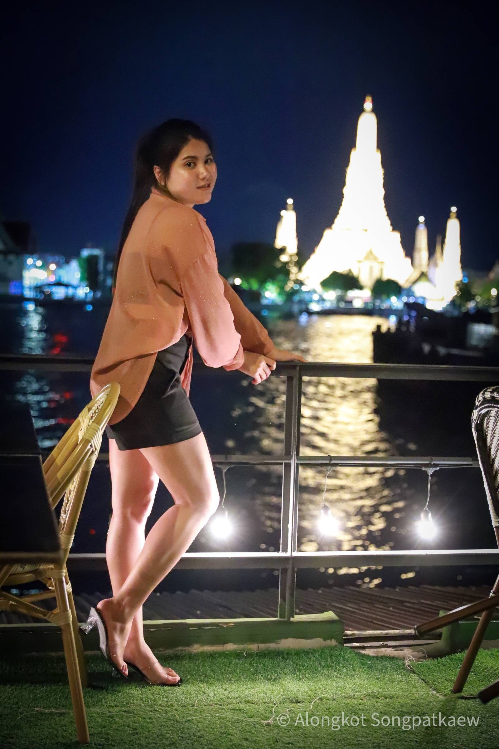 รีวิว Rongros ถนนมหาราช - โรสรส