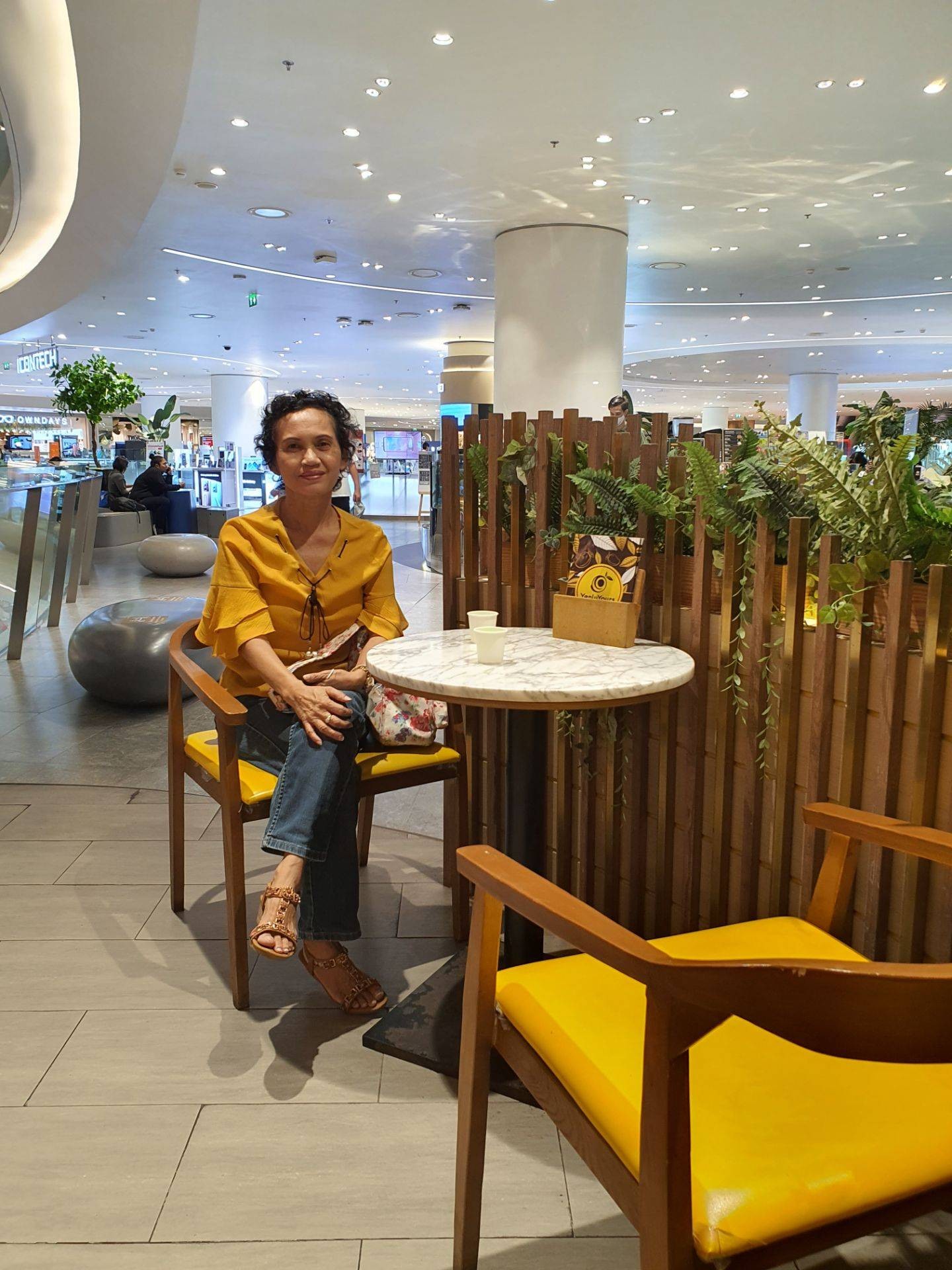 ร้าน Yenly Yours ICONSIAM ชั้น G | รีวิวร้านอาหาร