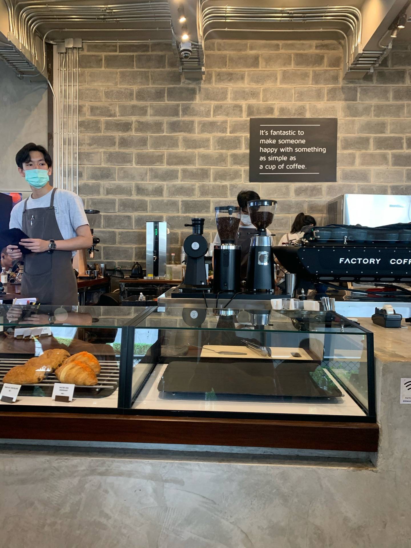 รีวิว Factory Coffee - Bangkok - ร้านกาแฟลอฟท์ เก๋ๆ