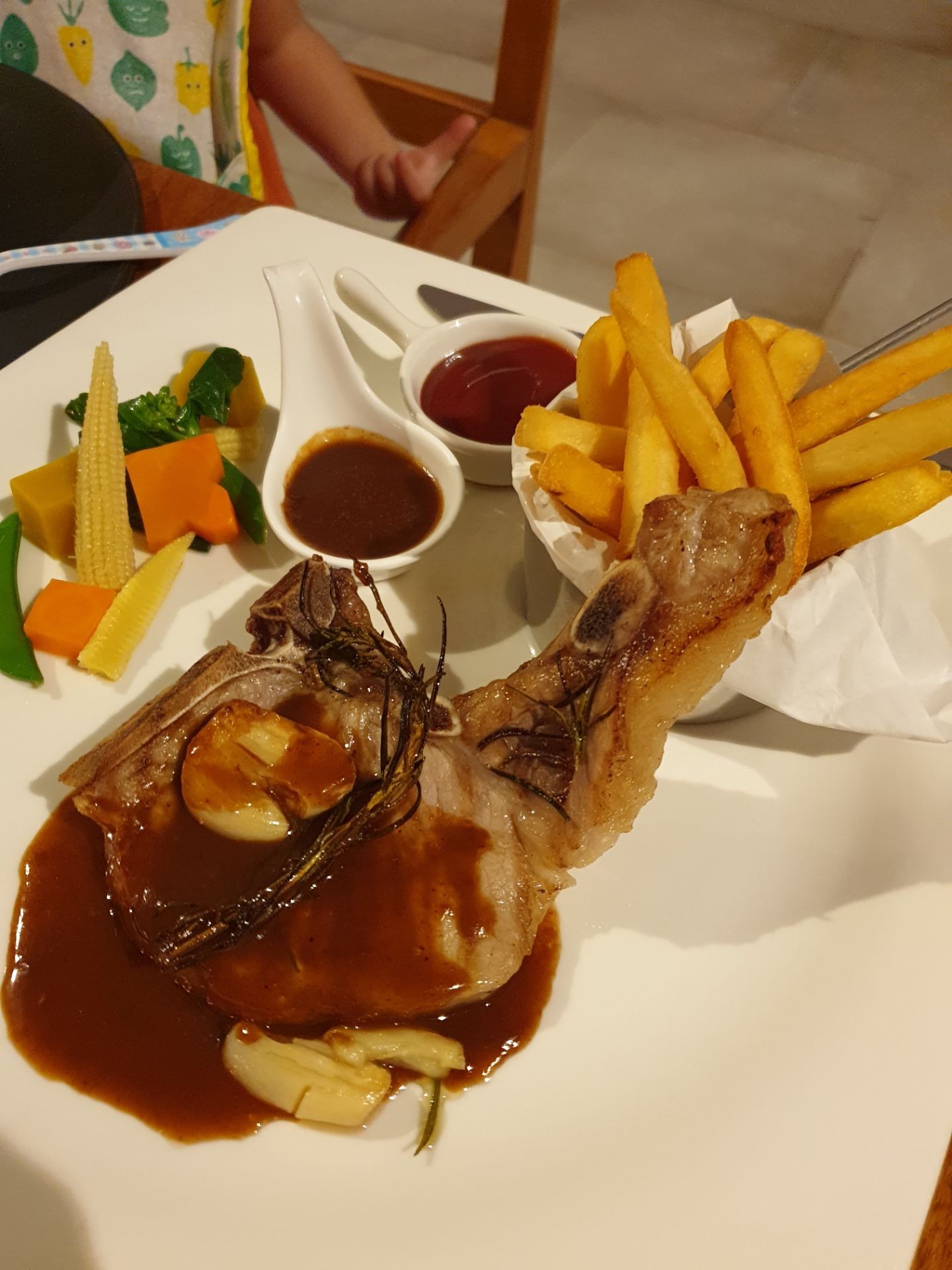 รีวิว 4k Restaurant X2 Kuiburi - บรรยากาศโรแมนติคเหมือนในละคร อาหาร ...