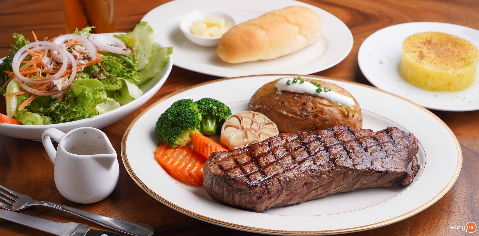 7 Premium Buffet in Bangkok