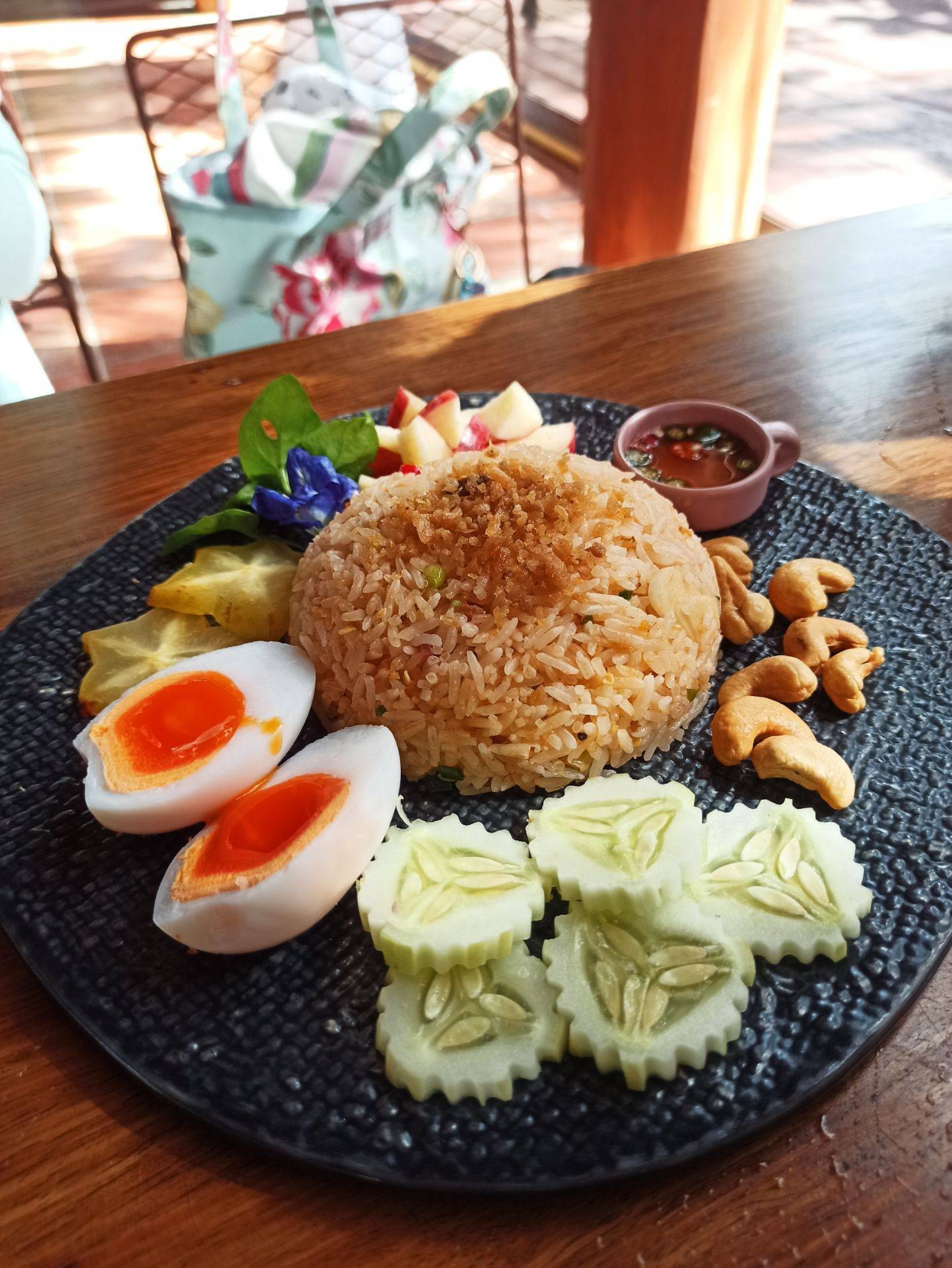 รีวิว Coco Duck Cafe สมุทรสาคร - แพง ไม่อร่อย ได้น้อย มีแค่วิวพอได้กับ ...