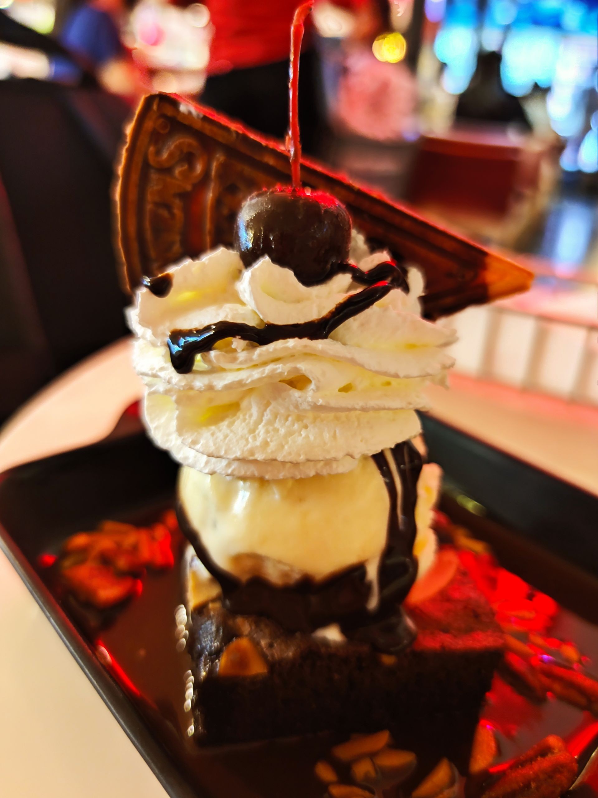 รีวิว Swensen's SILOM COMPLEX - นานๆ กินที ก็อร่อยดีนะ - Wongnai