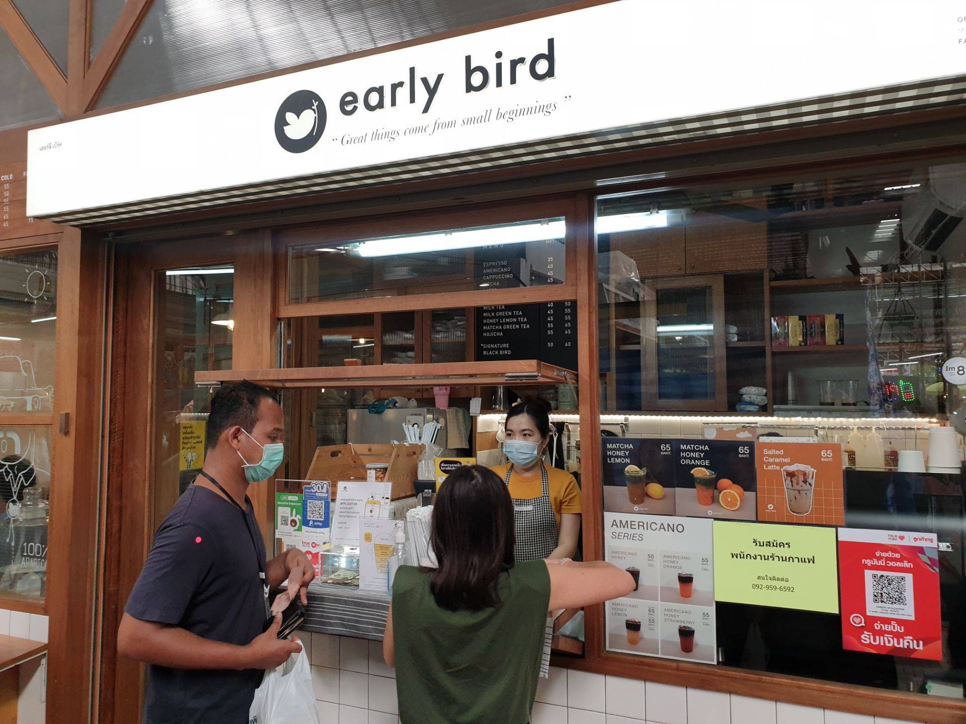 รีวิว Early Bird Cafe อโศก (ตลาดรวมทรัพย์) - ร้านคาเฟ่เล็กๆ คนแน่น