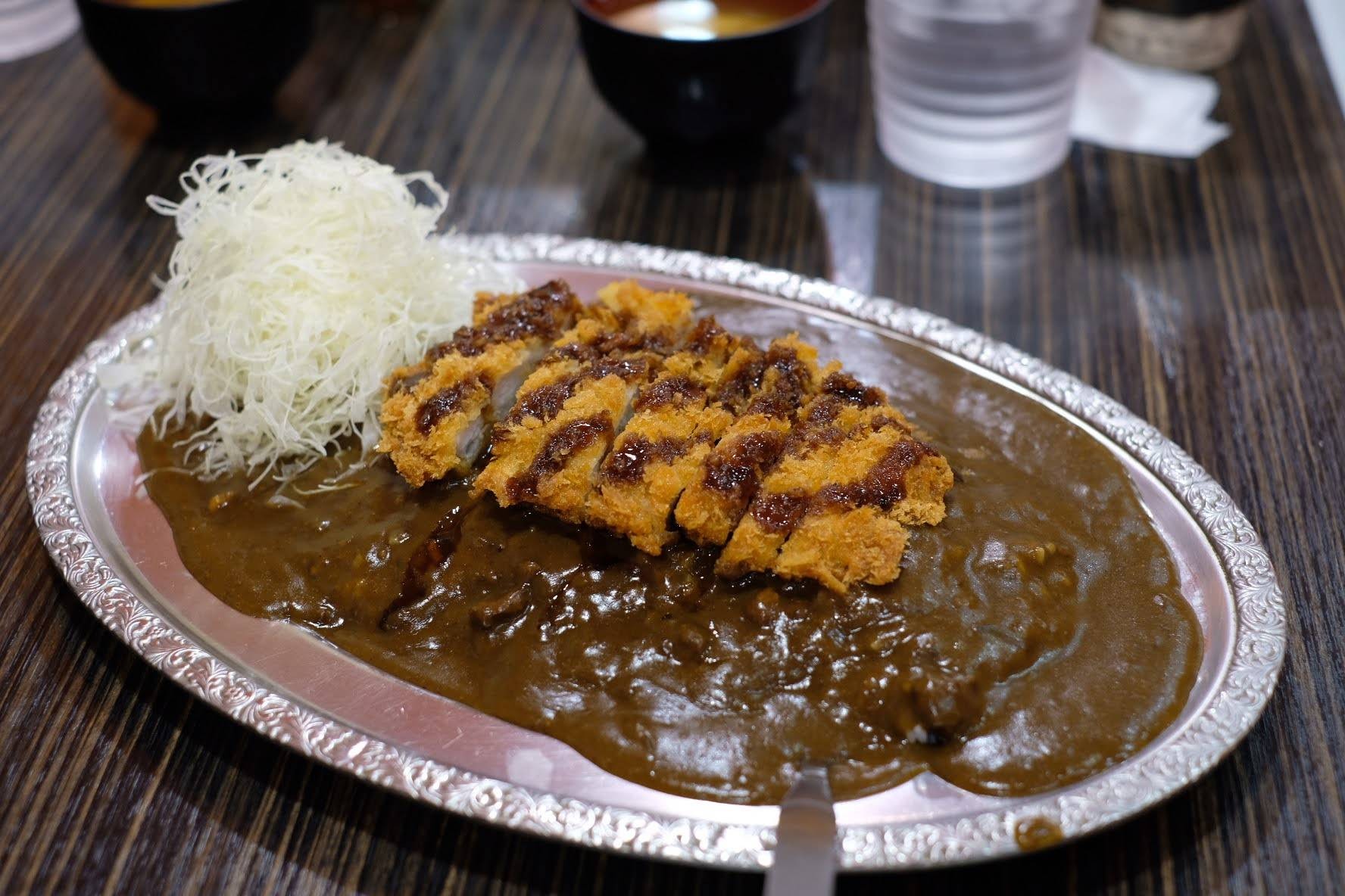 รีวิว Gold Curry สีลม - แกงรสไม่เหมือนที่อื่น ให้เยอะราคาถูก