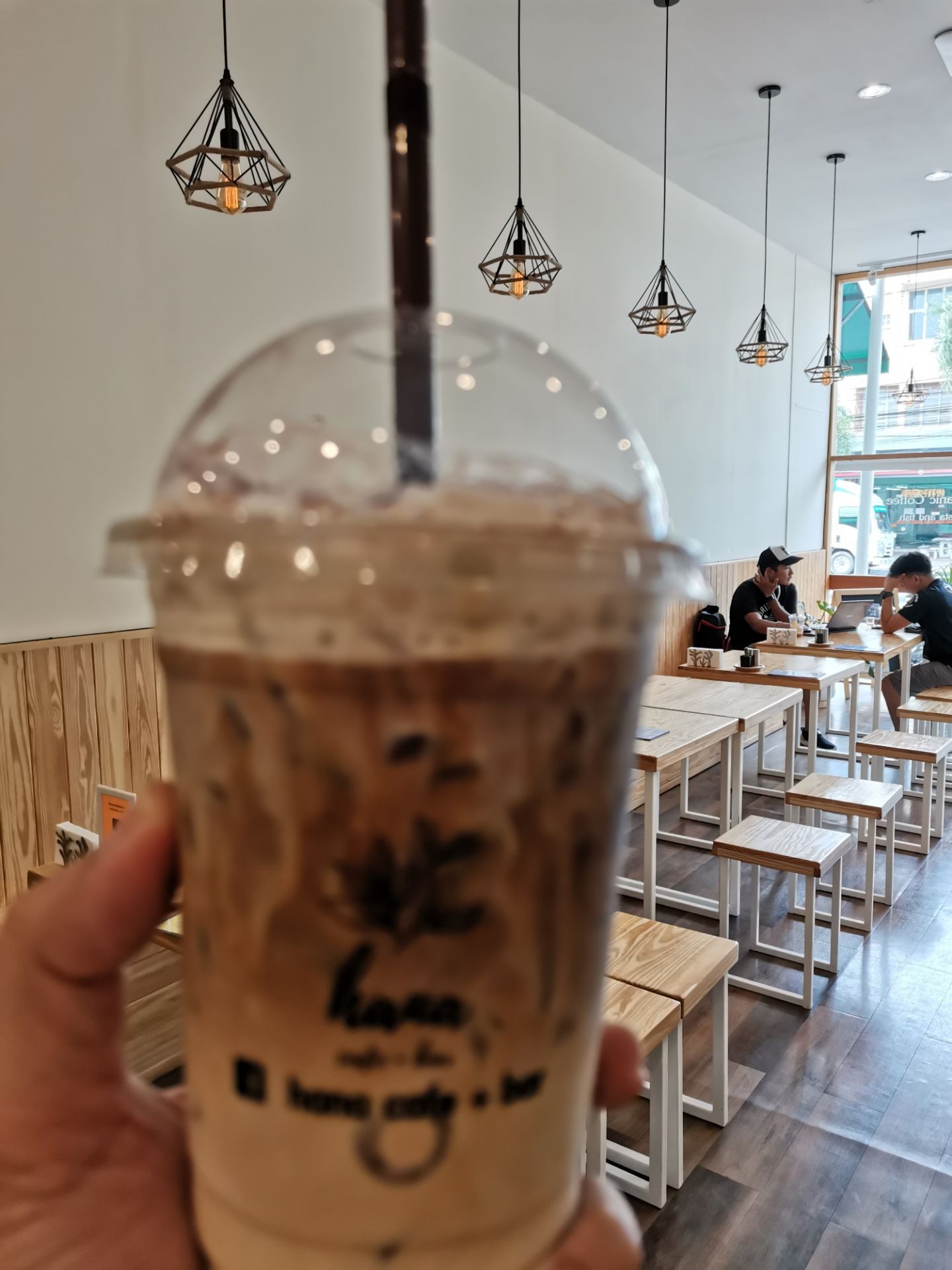 รีวิว hana cafe+bar - ร้านน่ารัก เจ้าของ ร้านก็น่ารักดูแล ดีมาก