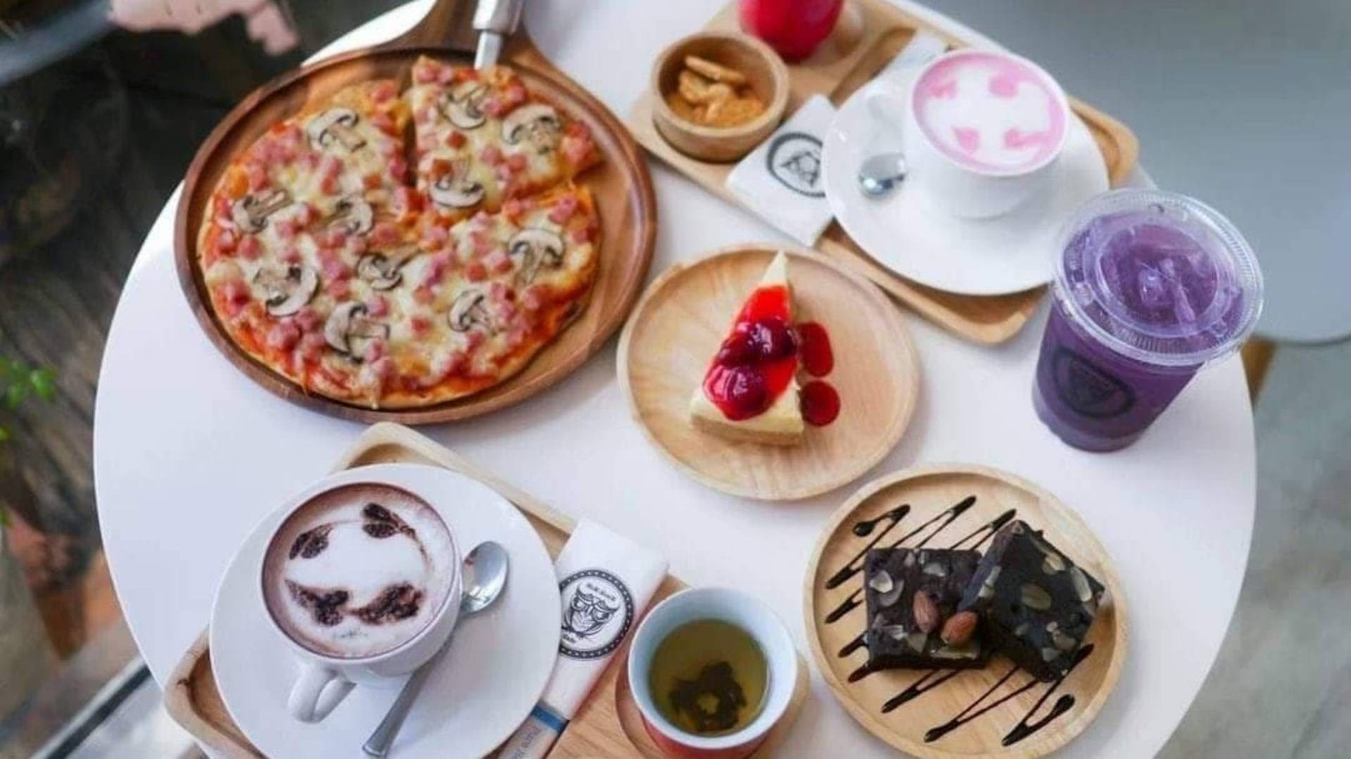 นกฮูกคาเฟ่ (NoK-HooK Cafe') - สั่งอาหารเดลิเวอรี | Wongnai x LINE MAN