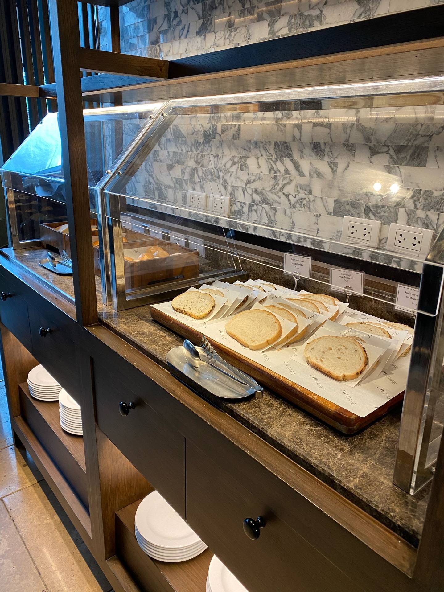 รูป JW Café JW Marriott Hotel Bangkok