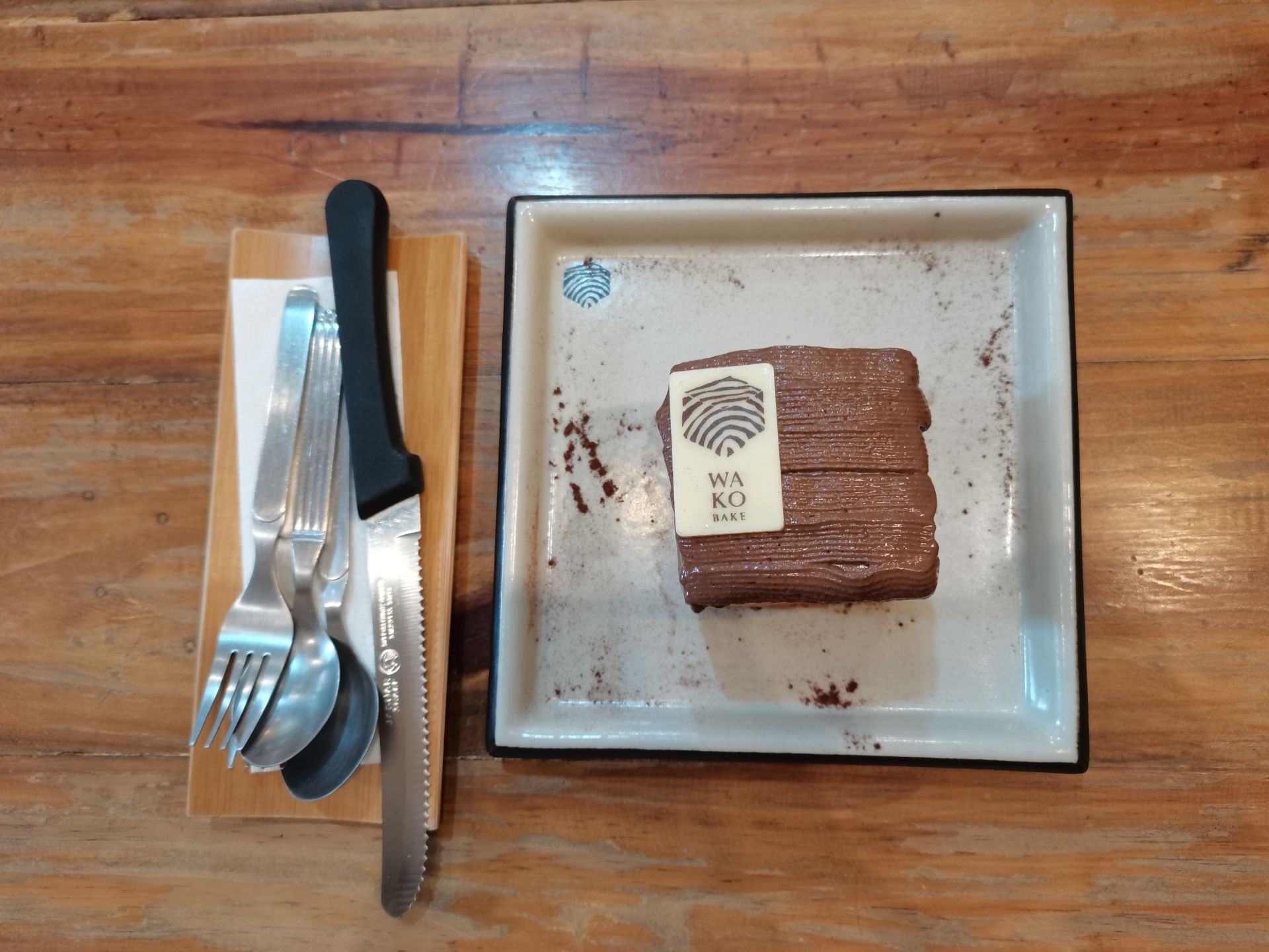 Cubic Choux Cream ร้าน WAKO Bake ถนน ห้วยแก้ว