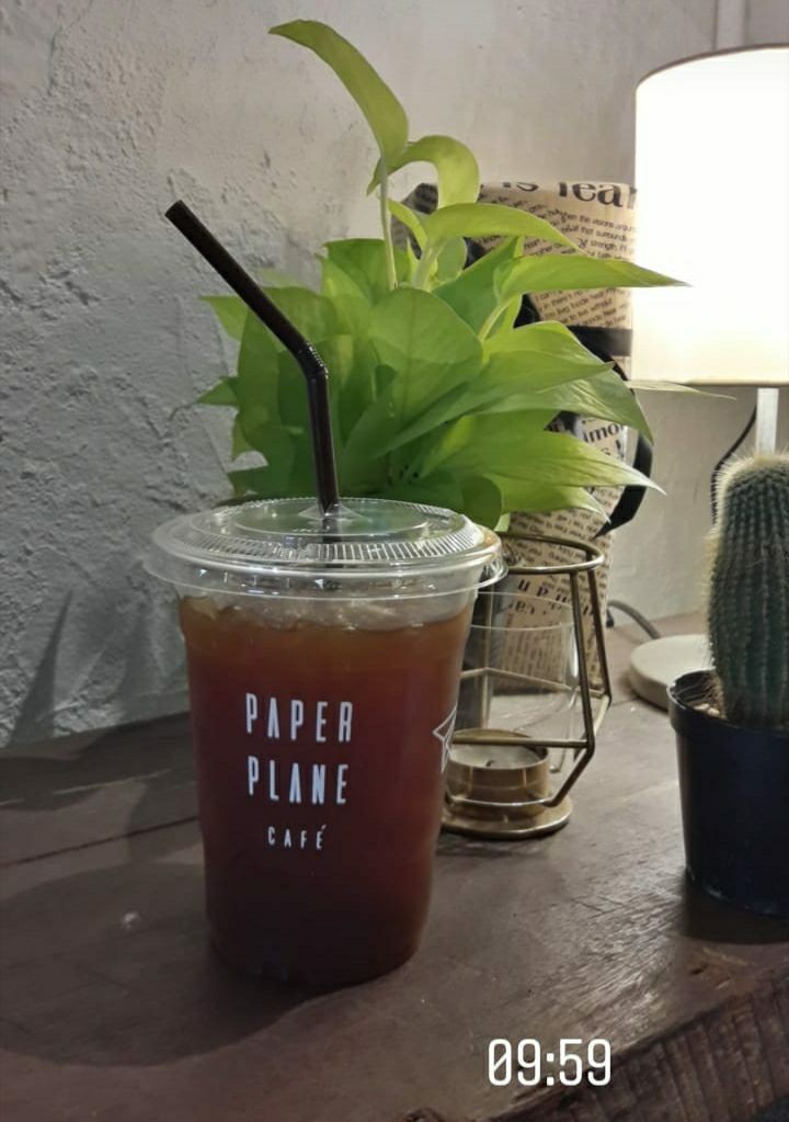 รีวิว Paper plane coffee ชัยนาท - ร้านน่ารักกาแฟอร่อย