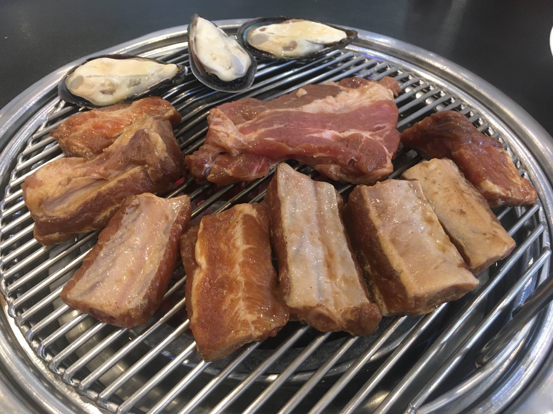 รีวิว NAMSAN GRILL Korean BBQ & Buffet The One Pattaya - มากินซี่โครง ...