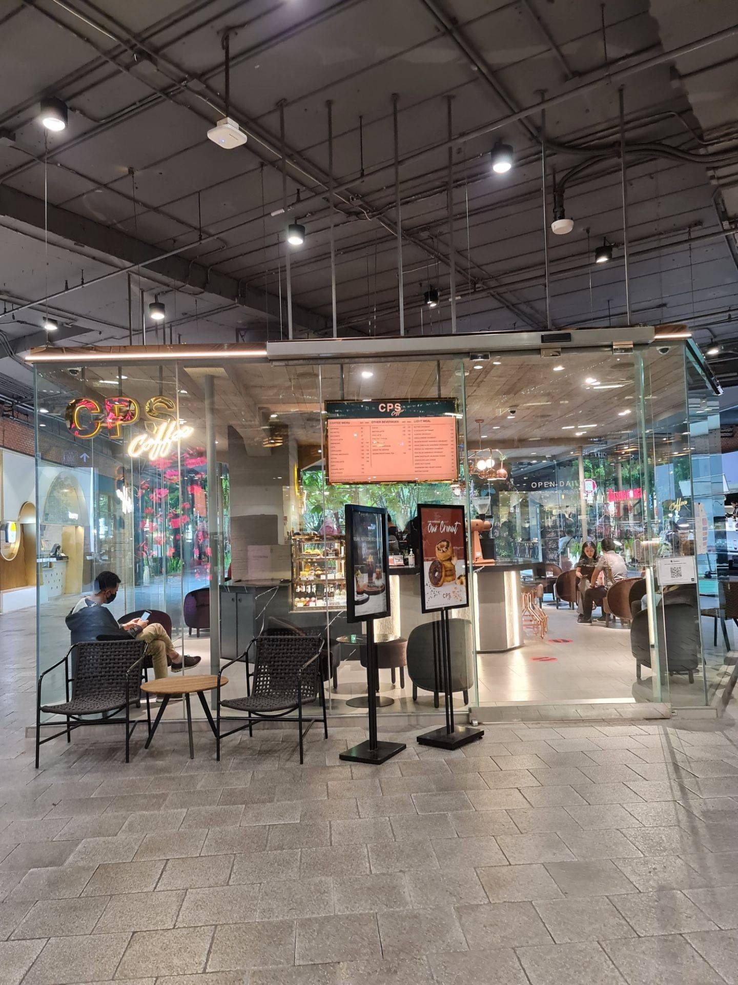 รีวิว CPS Coffee Central Festival Eastville - กาแฟ แบรนด์เสื้อผ้า - Wongnai