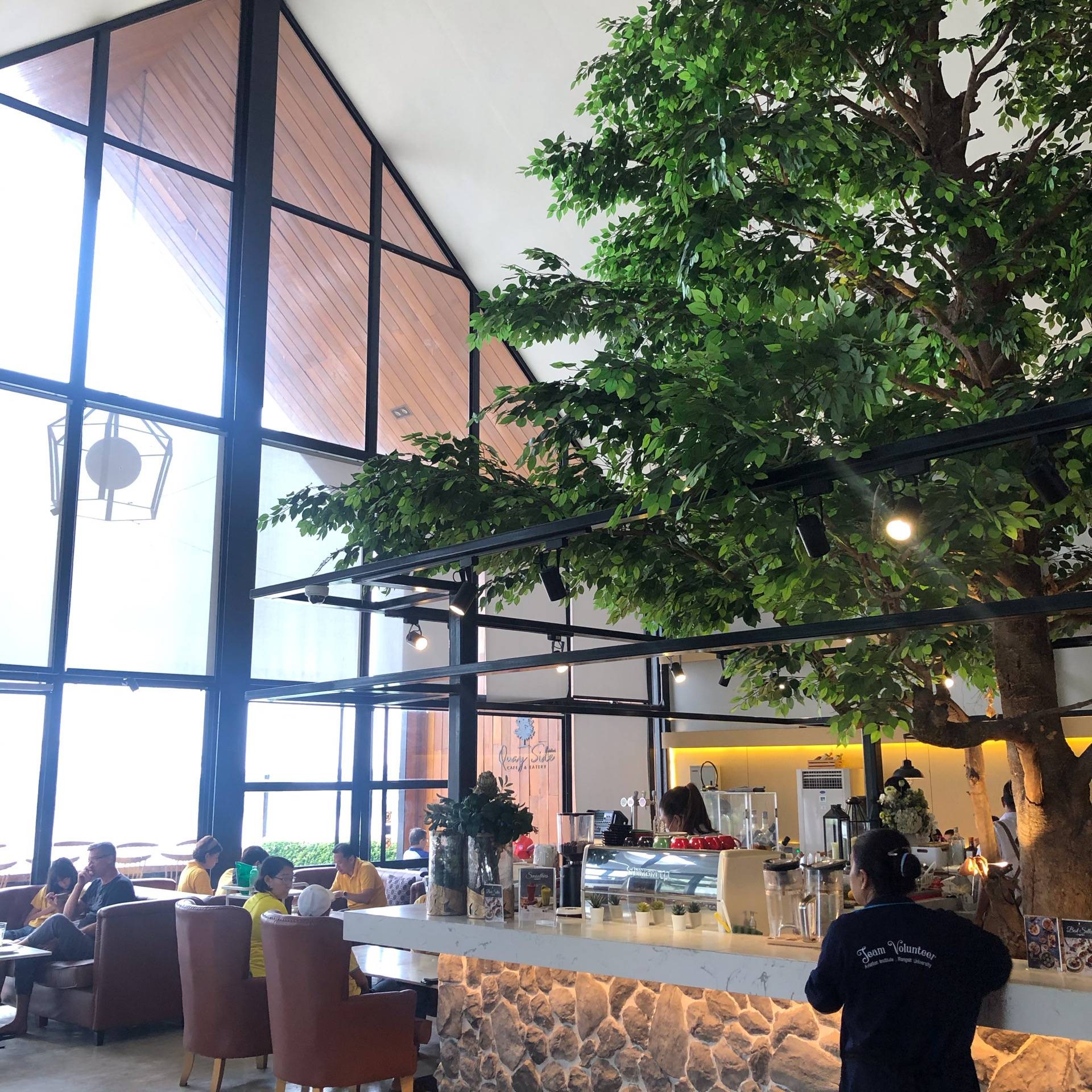 รีวิว Quayside Cafe And Eatery - Quayside Cafe & Eatery [คีย์ไซด์] ร้านอาหารริมแม่น้ำเจ้าพระยา ณ ...