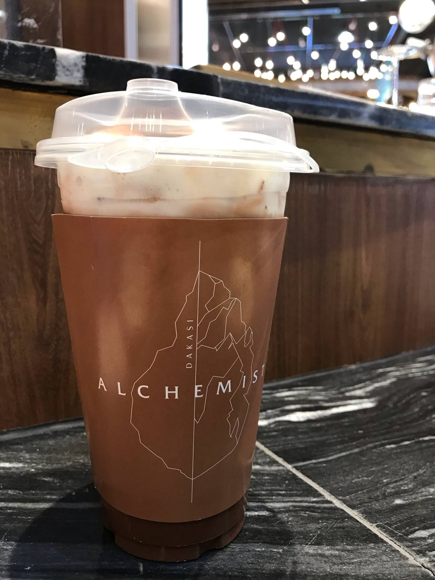 รีวิว Dakasi Tea สามย่านมิตรทาวน์ - ร้านชาพรีเมี่ยมเหมือนนั่งเล้าจ์