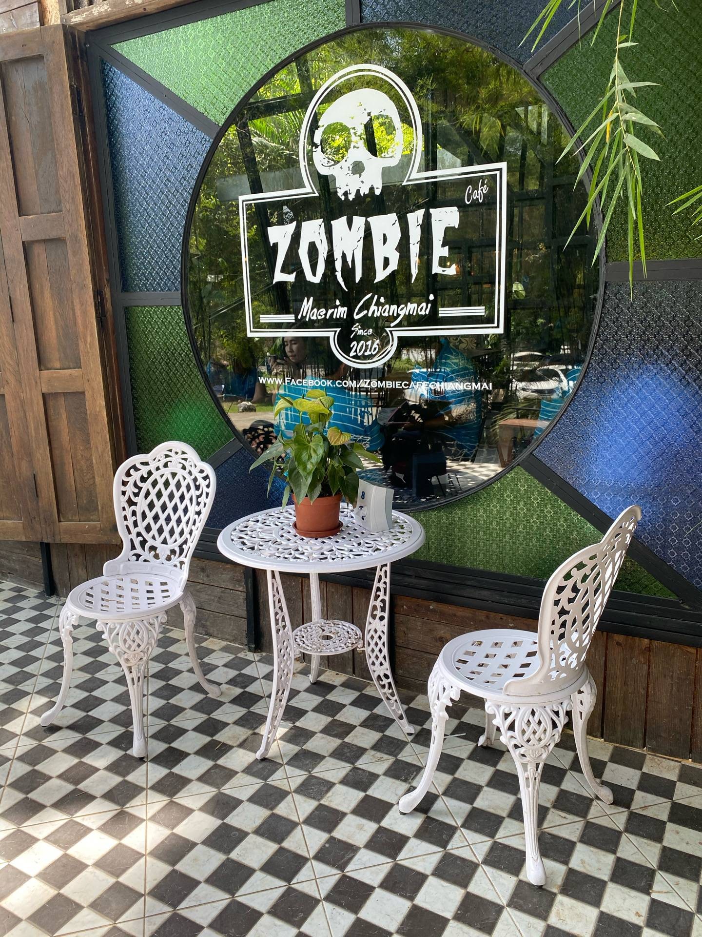รูป Zombie Cafe' Maerim Chiangmai - Wongnai