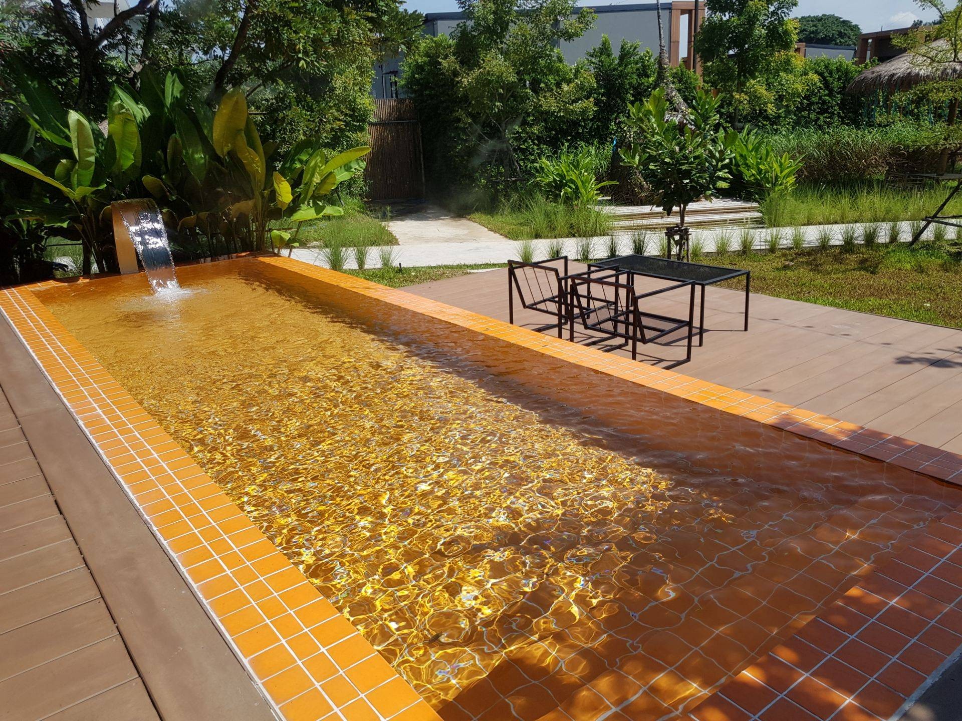 รูป The Pool Villa Resort & Cafe Bangsaen
