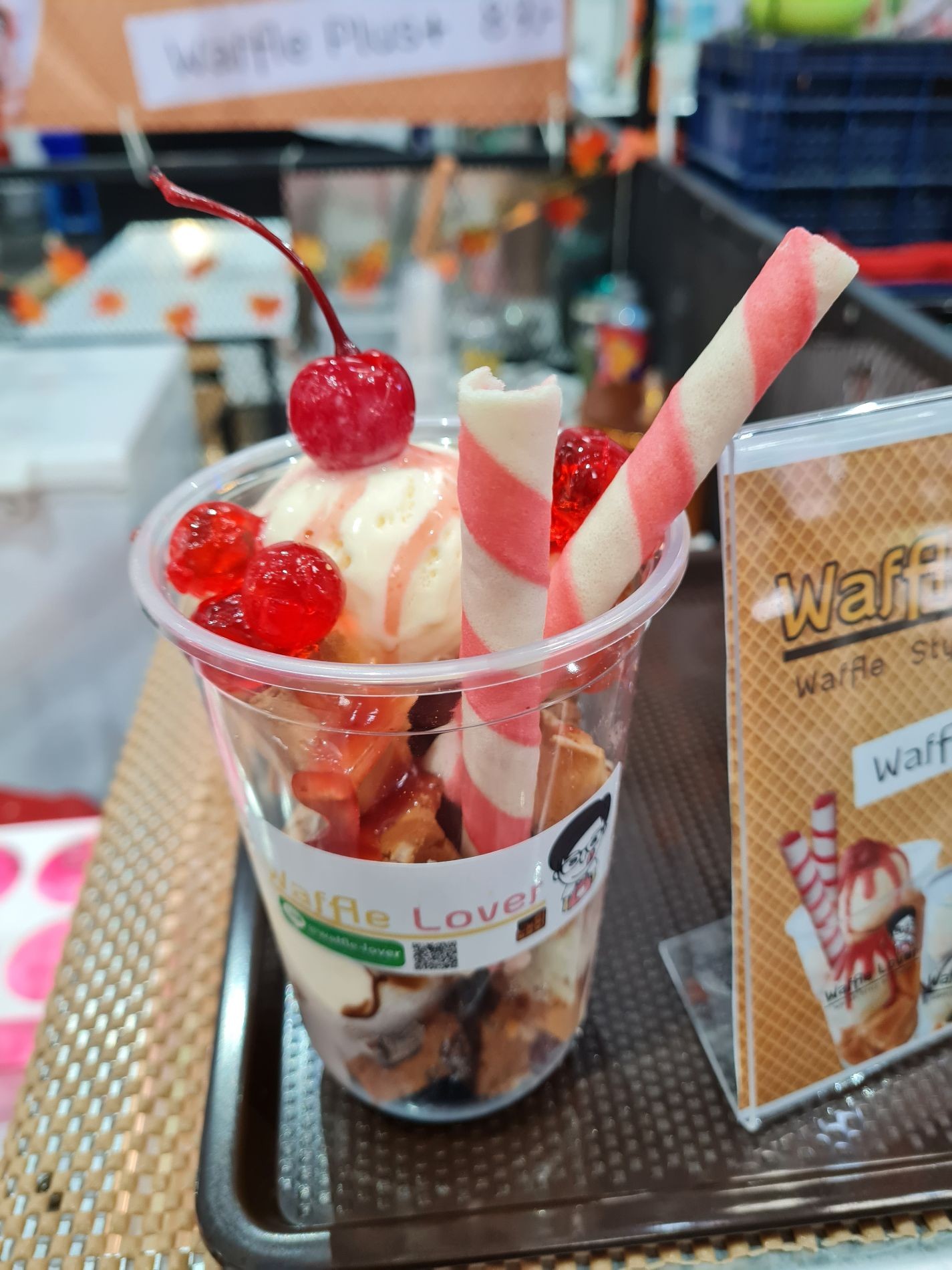 Waffle Lover ฟู๊ด วิลเลจ พหลโยธิน 52 - สั่งอาหารเดลิเวอรี | Wongnai x ...