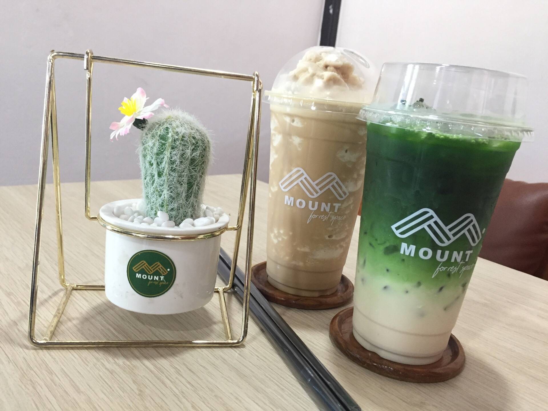 รีวิว Mount Cafe ศรีสะเกษ - #เครื่องดื่มอร่อยพนักงานบริการดี 😊