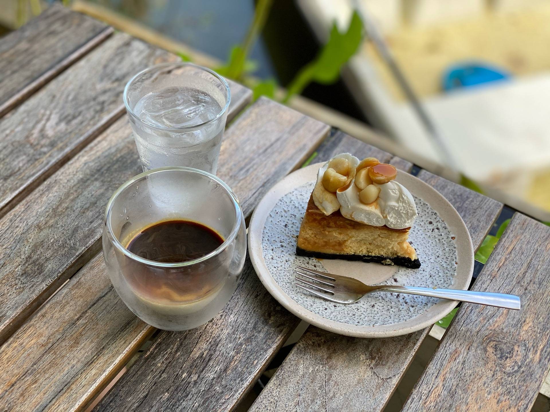 รีวิว Asama Cafe - กาแฟริมทะเลสาบ กับบรรยากาศเงียบสงบ