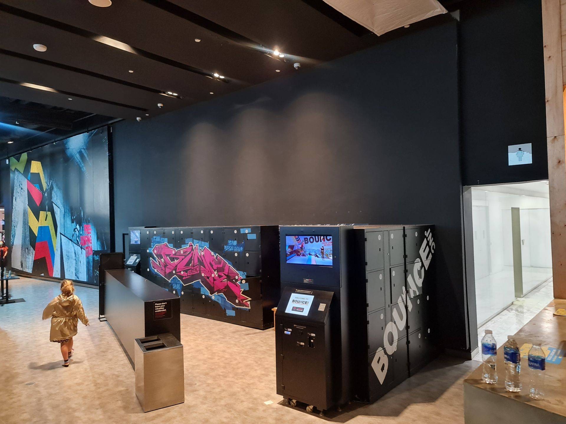รูป Bounce Thailand The Emquartier