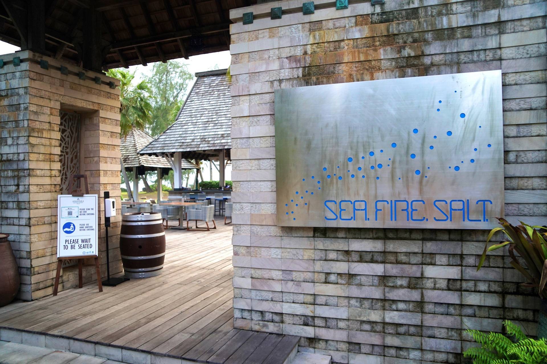 รีวิว Sea.Fire.Salt ไม้ขาว - 😃 ร้านอาหารทะเลในบรรยากาศสุดชิล - Wongnai