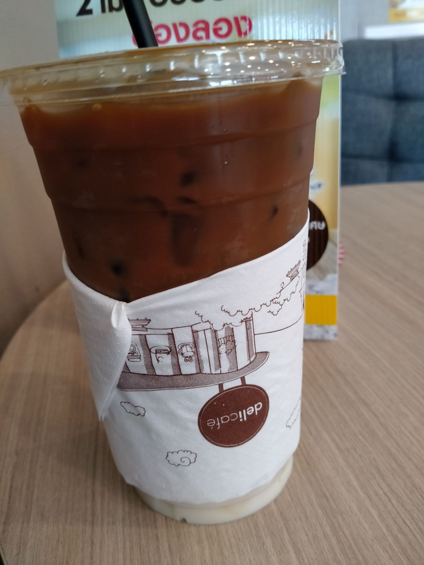 รีวิว Deli Cafe บางนา กม. 6.5 - พนักงานดูแลดีเอาใจไปเลย กาแฟอร่อยกว่าแบ ...
