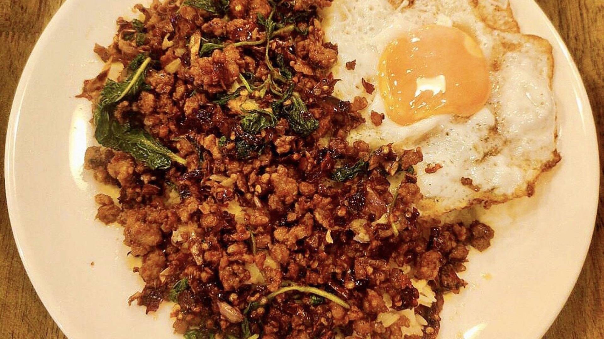 Rak Kapao กะเพราผัดแห้งสูตรโบราณ-อาหารตามสั่ง สุขุมวิท 22 | สั่งอาหาร ...