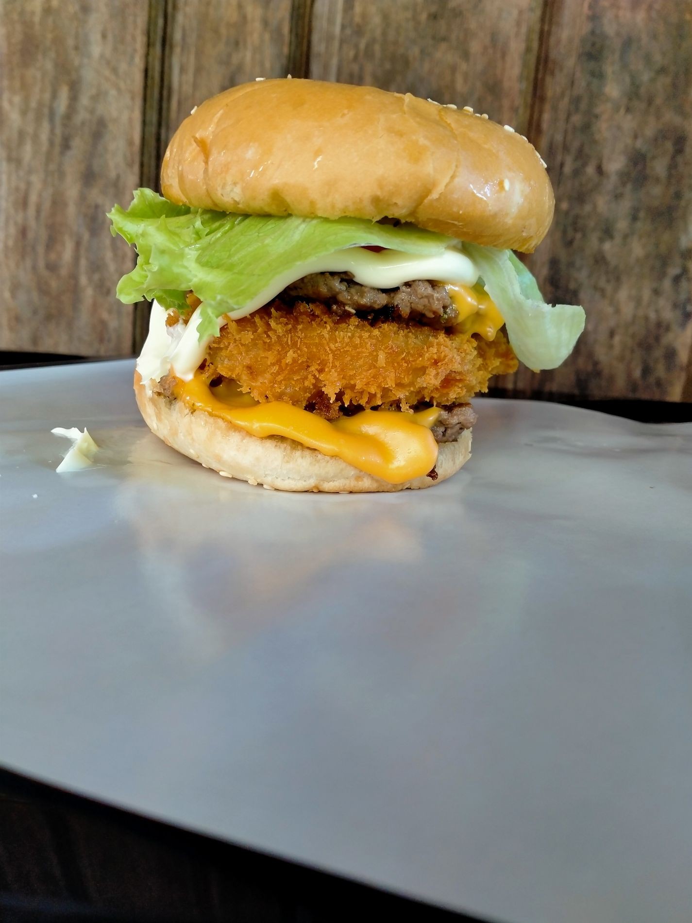 ร้าน Surfer Burger by old HOBS Cafe' | รีวิวร้านอาหาร