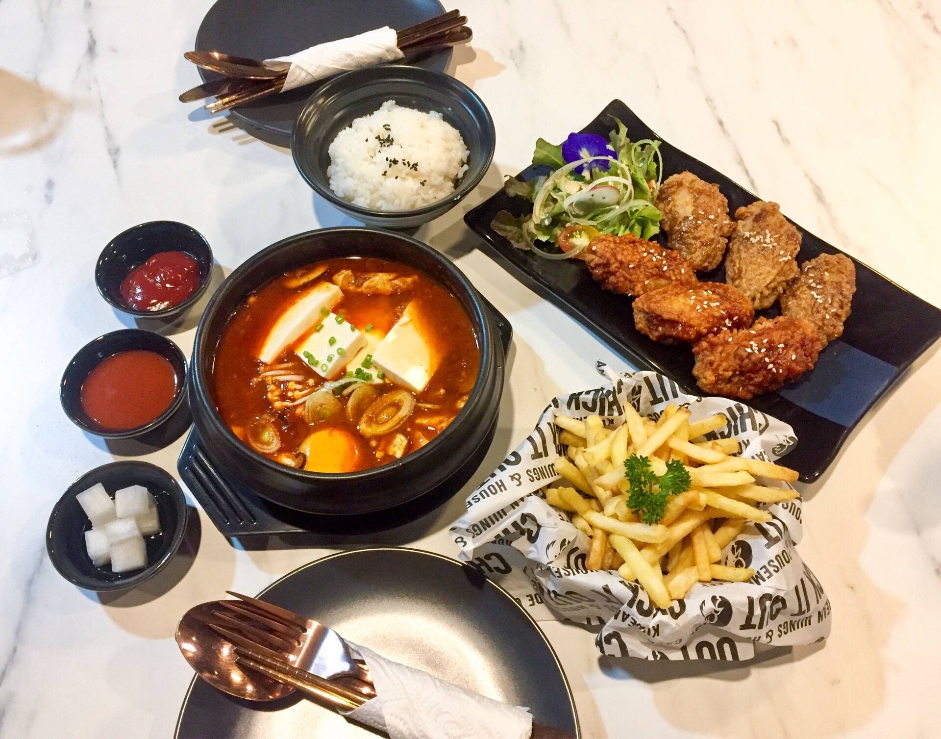 รีวิว Chick it out Phuket old town - หมูย่างเกาหลีอร่อยมาก กินกับข้าว ...
