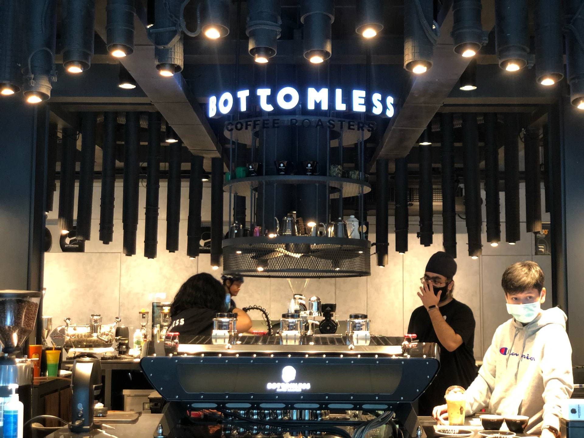 รีวิว Bottomless Bottomless Flagship Store - ของดีย่านนนทบุรี@ Bottomless