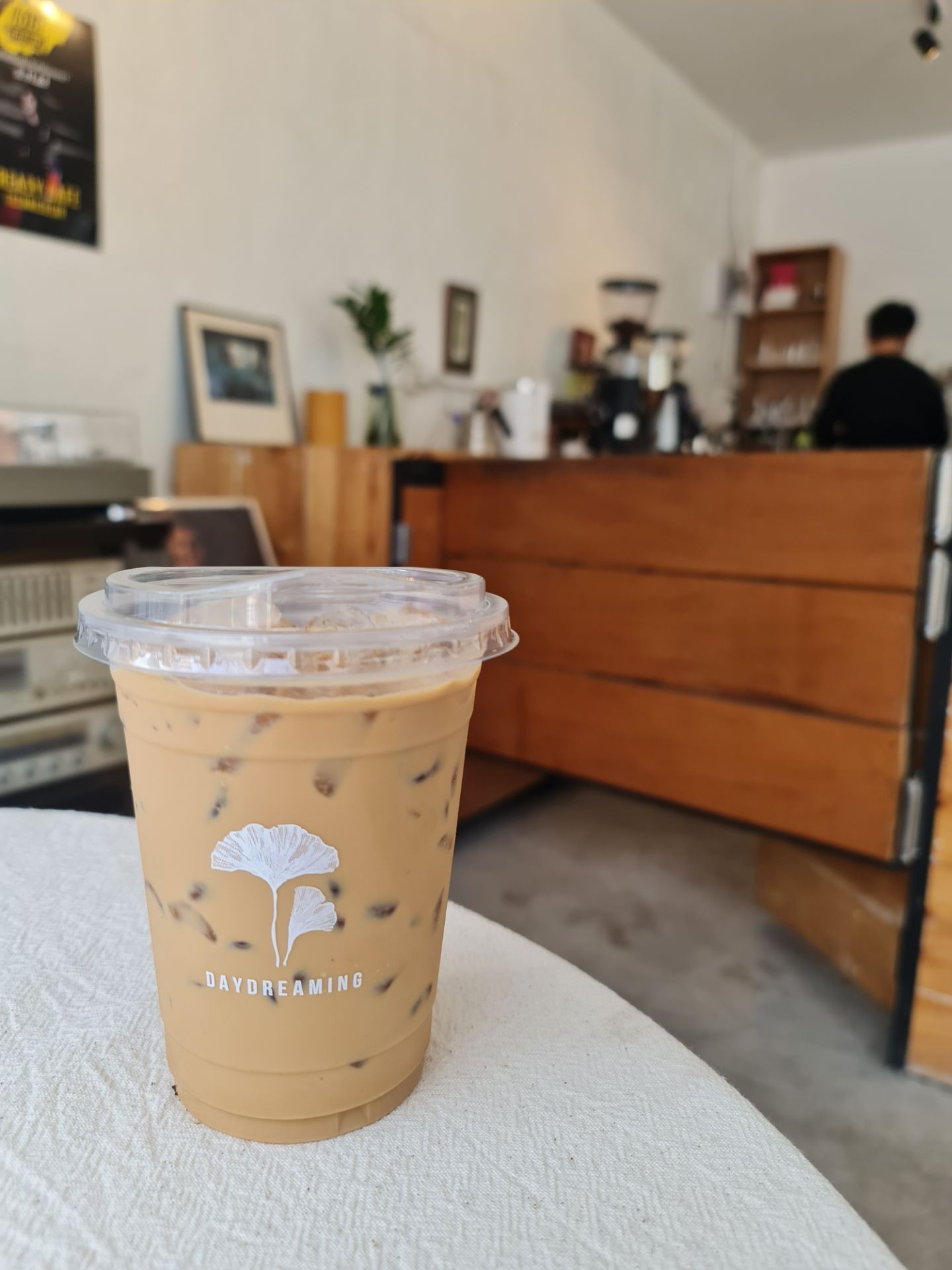 รีวิว Rei Coffee Roaster - ร้าน Day dreaming