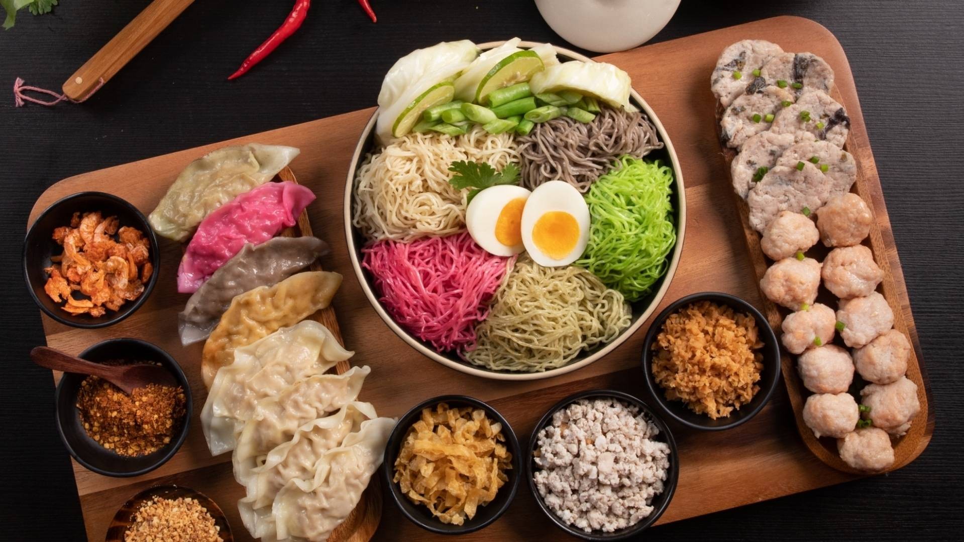 Mee Ok (หมี่โอเค) สามย่าน - สั่งอาหารเดลิเวอรี | Wongnai x LINE MAN