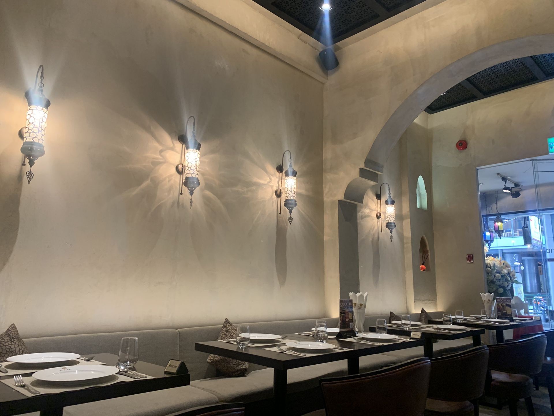 รีวิว Al Saray Silom - Indian and Lebanese Foods คือเด๊ย์ - Wongnai