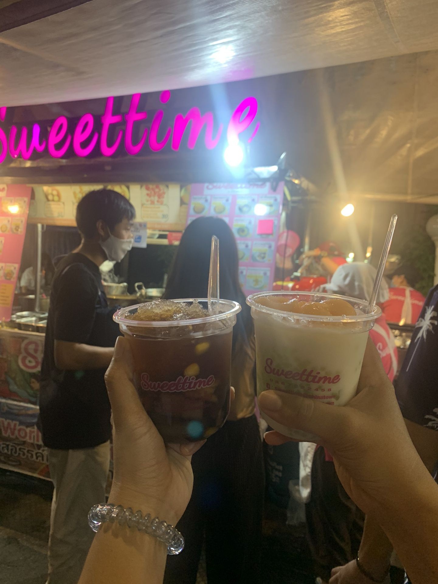 รีวิว Sweettime ขนมหวานเยาวราชเจ้าเก่า สาขาวงเวียน 22 - ขนมหวานอร่อย กินเพลินๆจร้า
