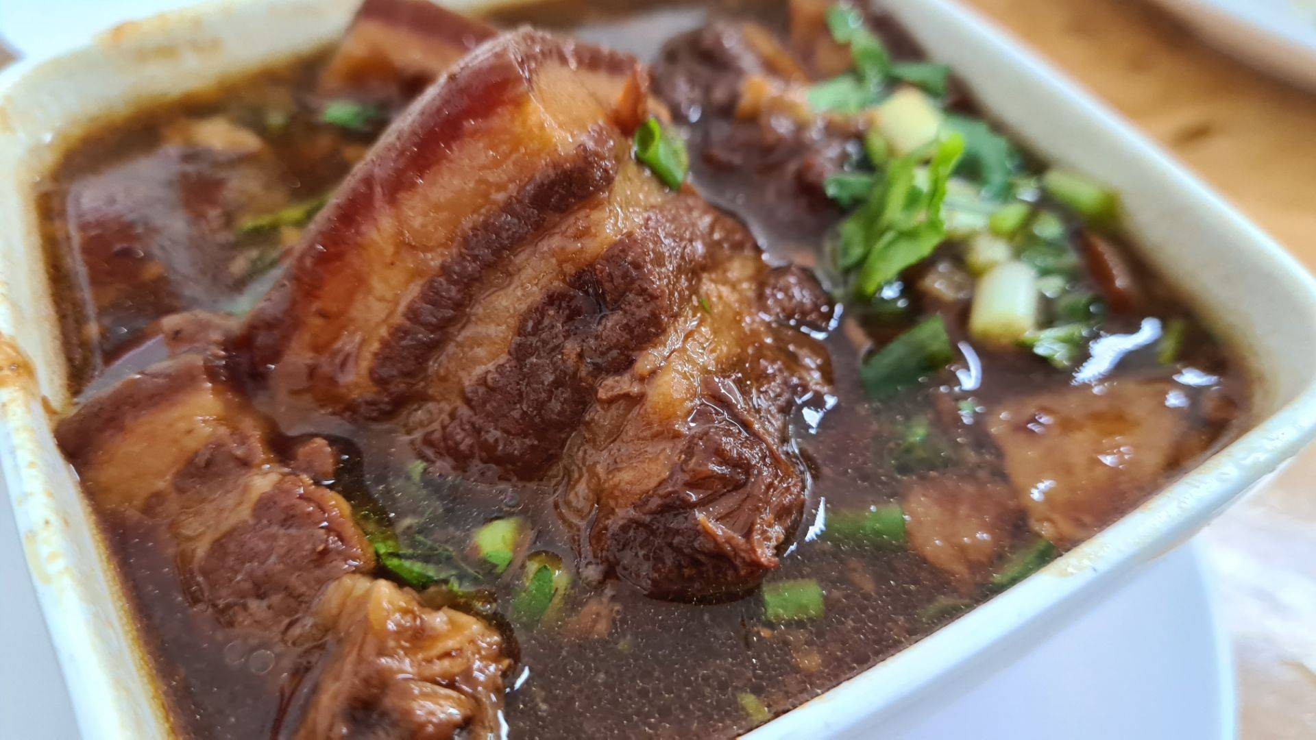 หมูสามชั้นพะโล้ ร้าน Hua Lin