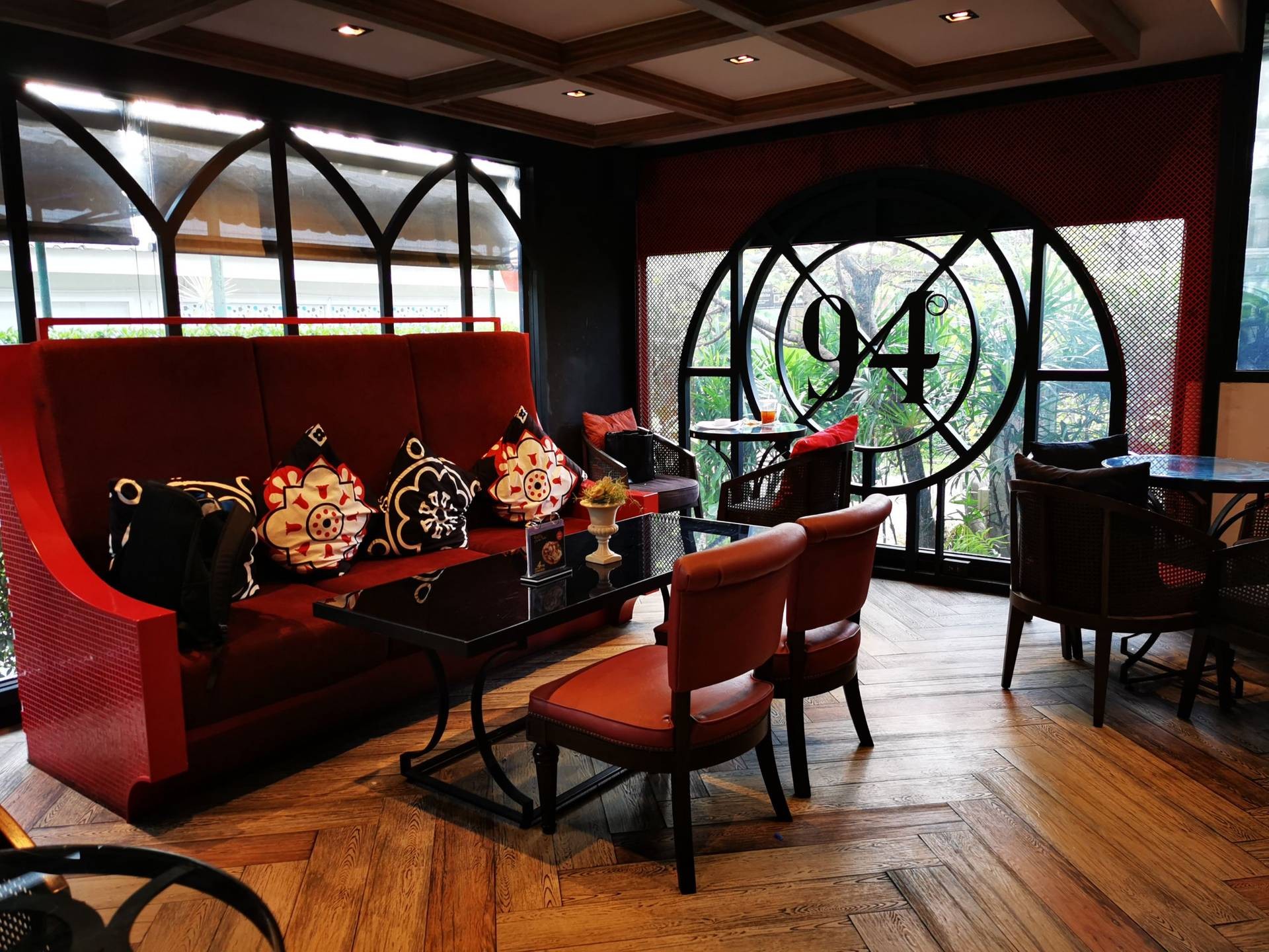 รีวิว 94 Coffee Golden Place สุขาภิบาล 3 - Sitting in this small neighborhood coffee shop is ...