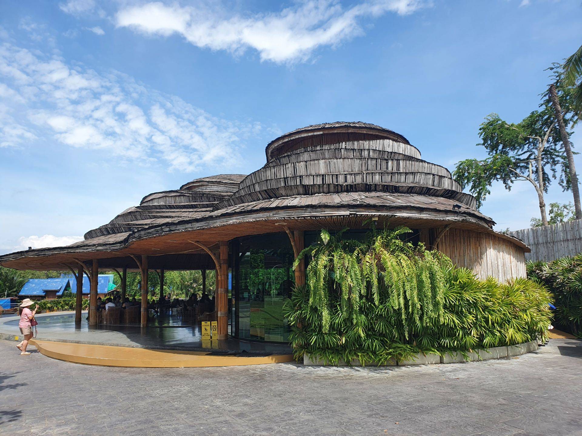 รีวิว The Buffalo Cafe' - อีกหนึ่งคาเฟ่ที่มาอัมพวา ควรแวะซักครั้ง