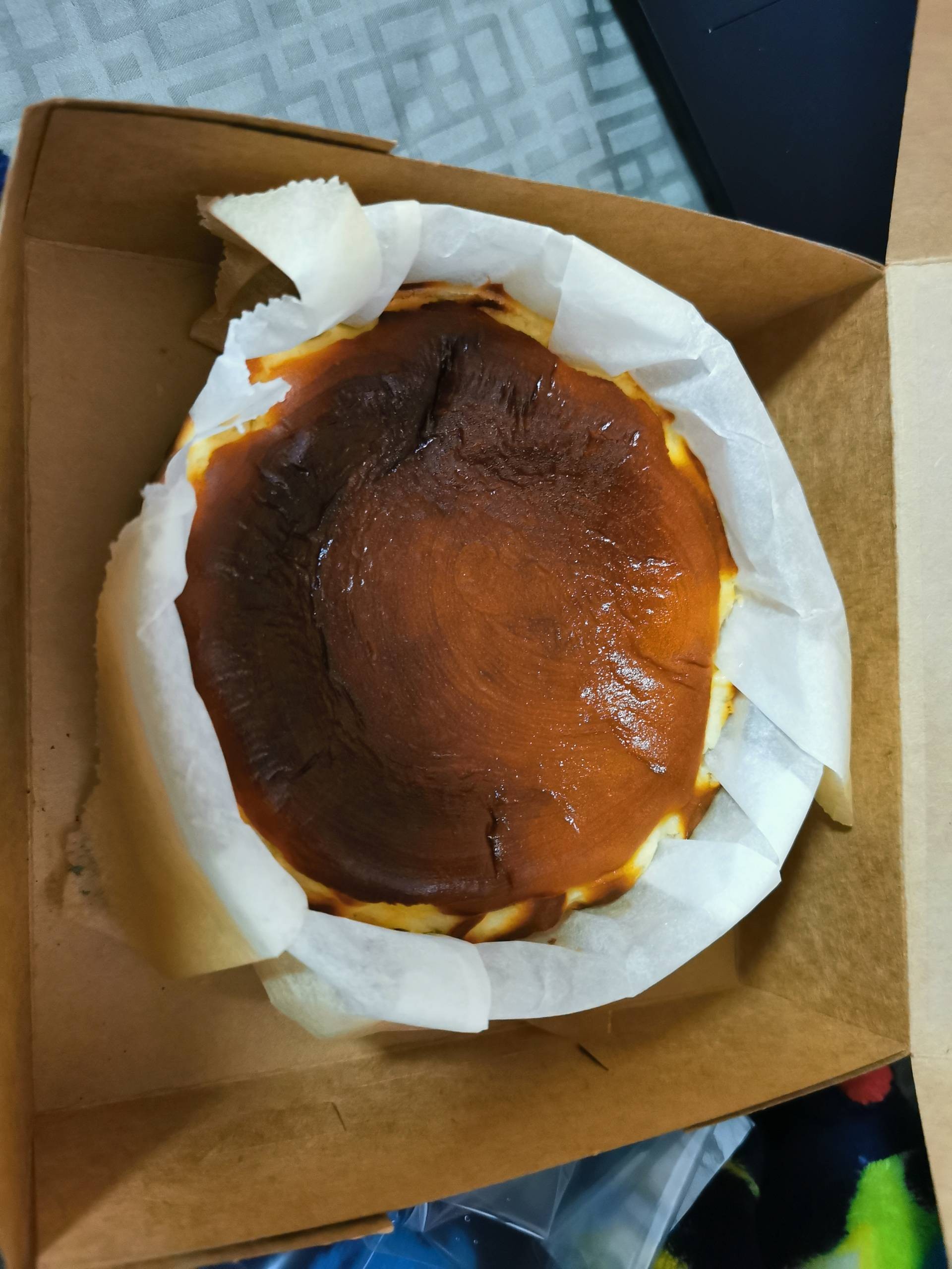 รีวิว OSO Bake. ชีสเค้กหน้าไหม้ | Basque Cheesecake - Brownie Basque ...