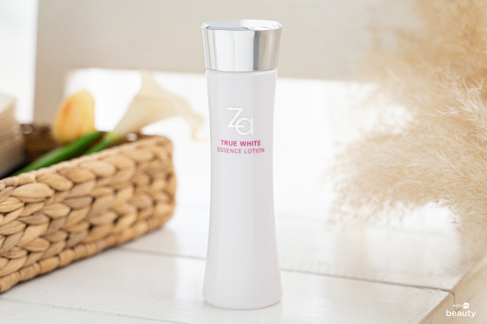 ลองใช้! น้ำตบหน้าใส Za Essence Lotion ลดรอยสิว บูสต์ผิวใสขั้นสุด!
