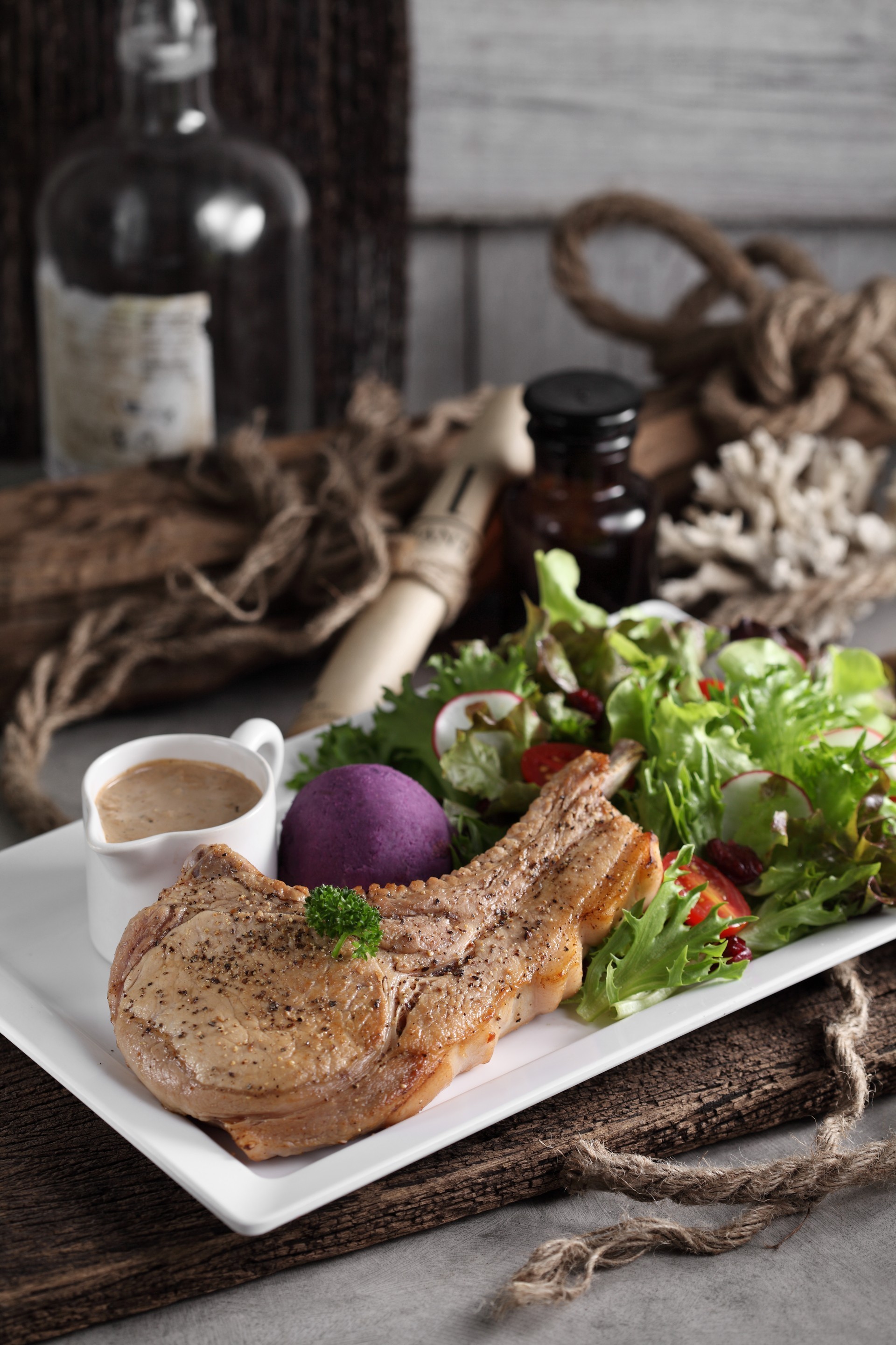ดีลส่วนลดพิเศษร้าน Jones' Salad (โจนส์ สลัด) สลัดลุงโจนส์ ที่เสิร์ฟเมนู ...