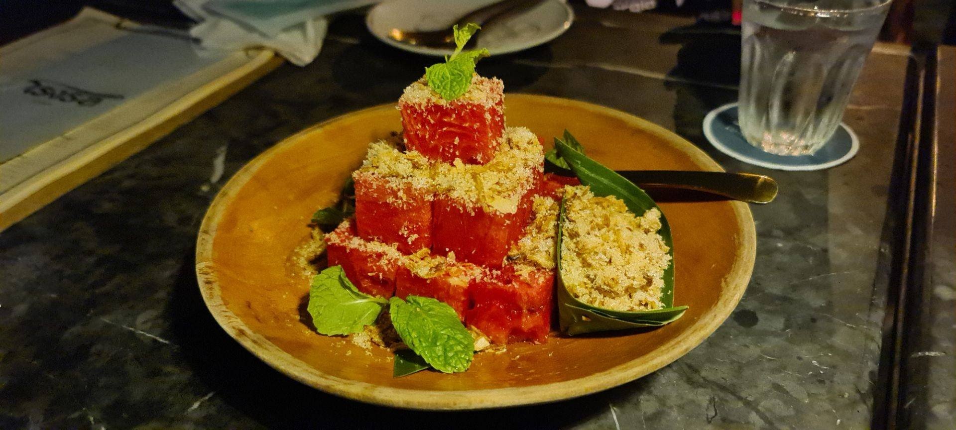 แตงโมปลาแห้ง ร้าน Rongros ถนนมหาราช