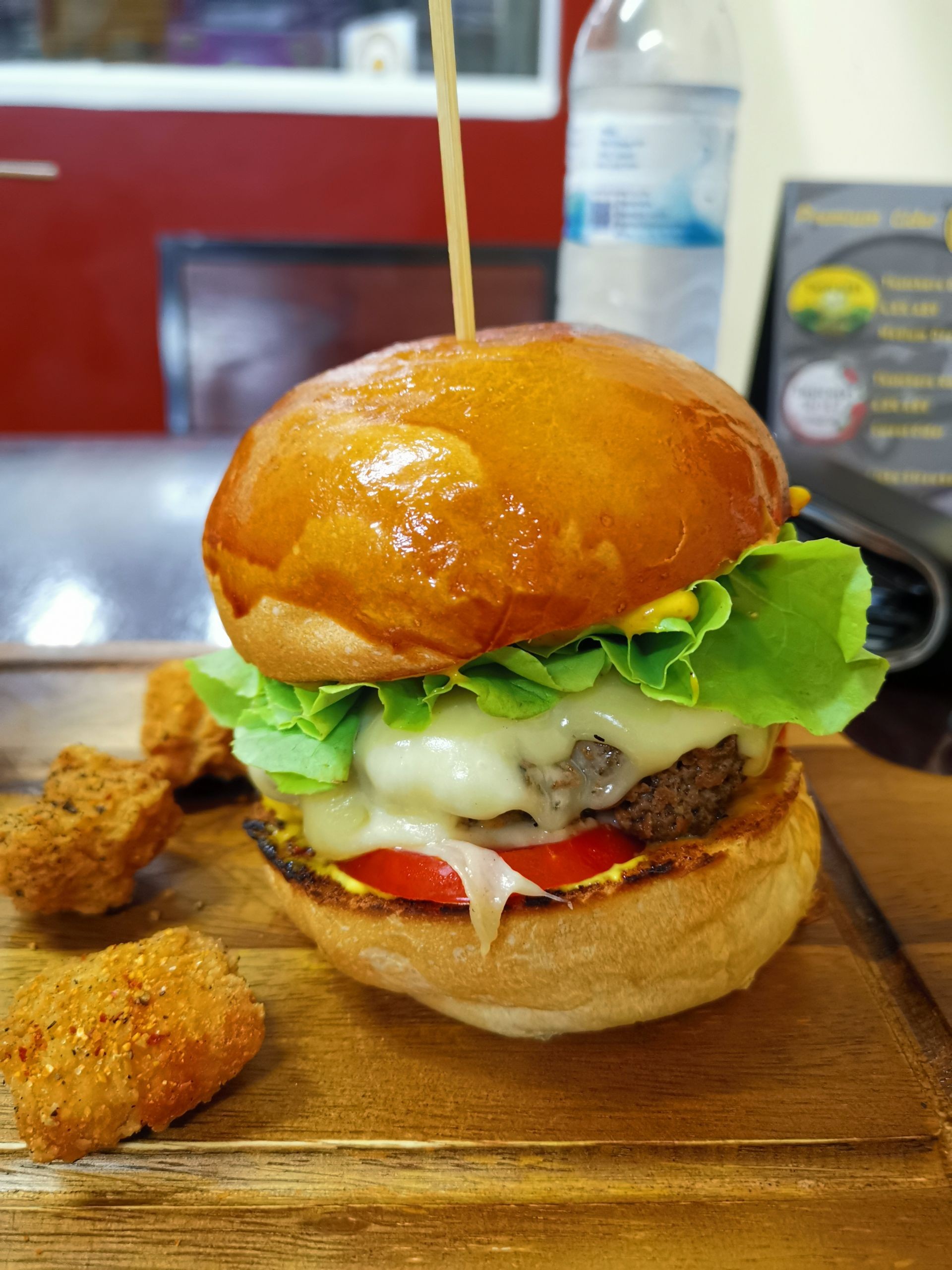 รีวิว BMC Burger บางแสน - วัตถุดิบเนื้อดี อร่อย กลิ่นหอม juicy เหมือน ...