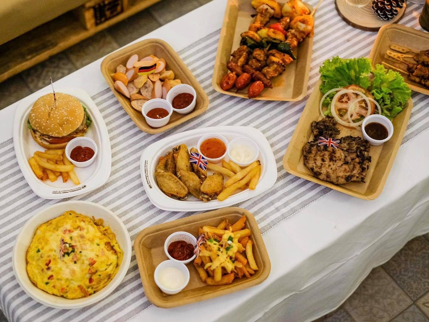 [รีวิว] The Backyard 168 ดินแดนเนรมิตในฝัน โรงหนังพร้อมอาหารยามค่ำคืน