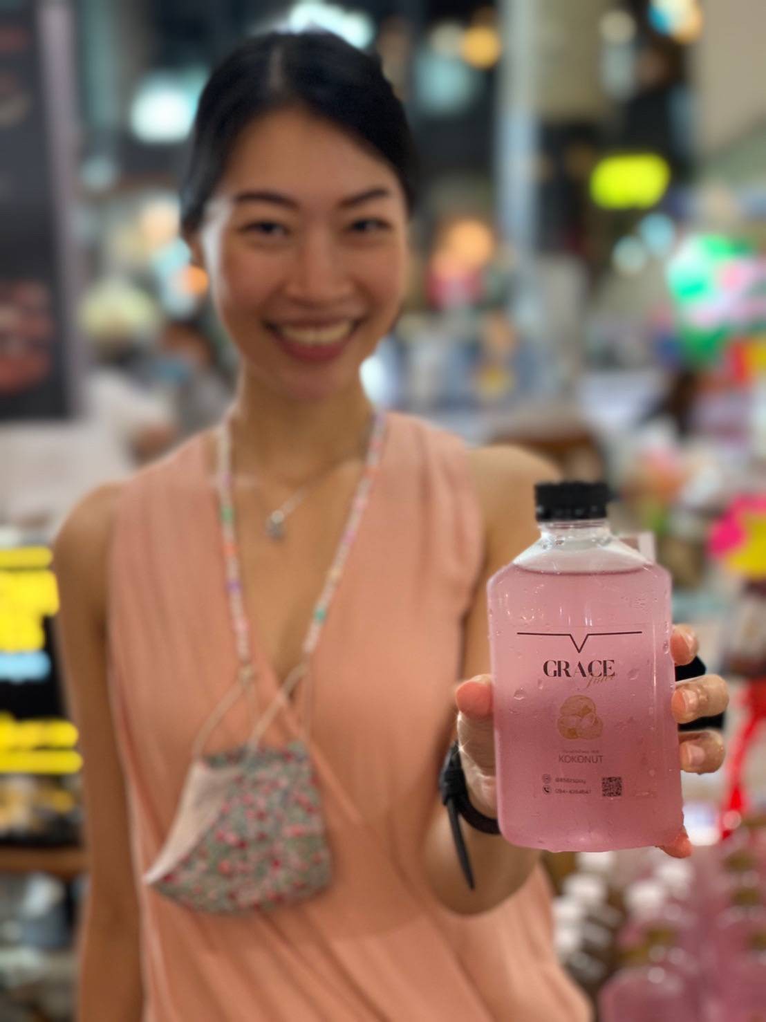 รีวิว Grace Juice - น้ำมะพร้าวน้ำหอมสีชมพู เจ้านี้แท้แน่นอน